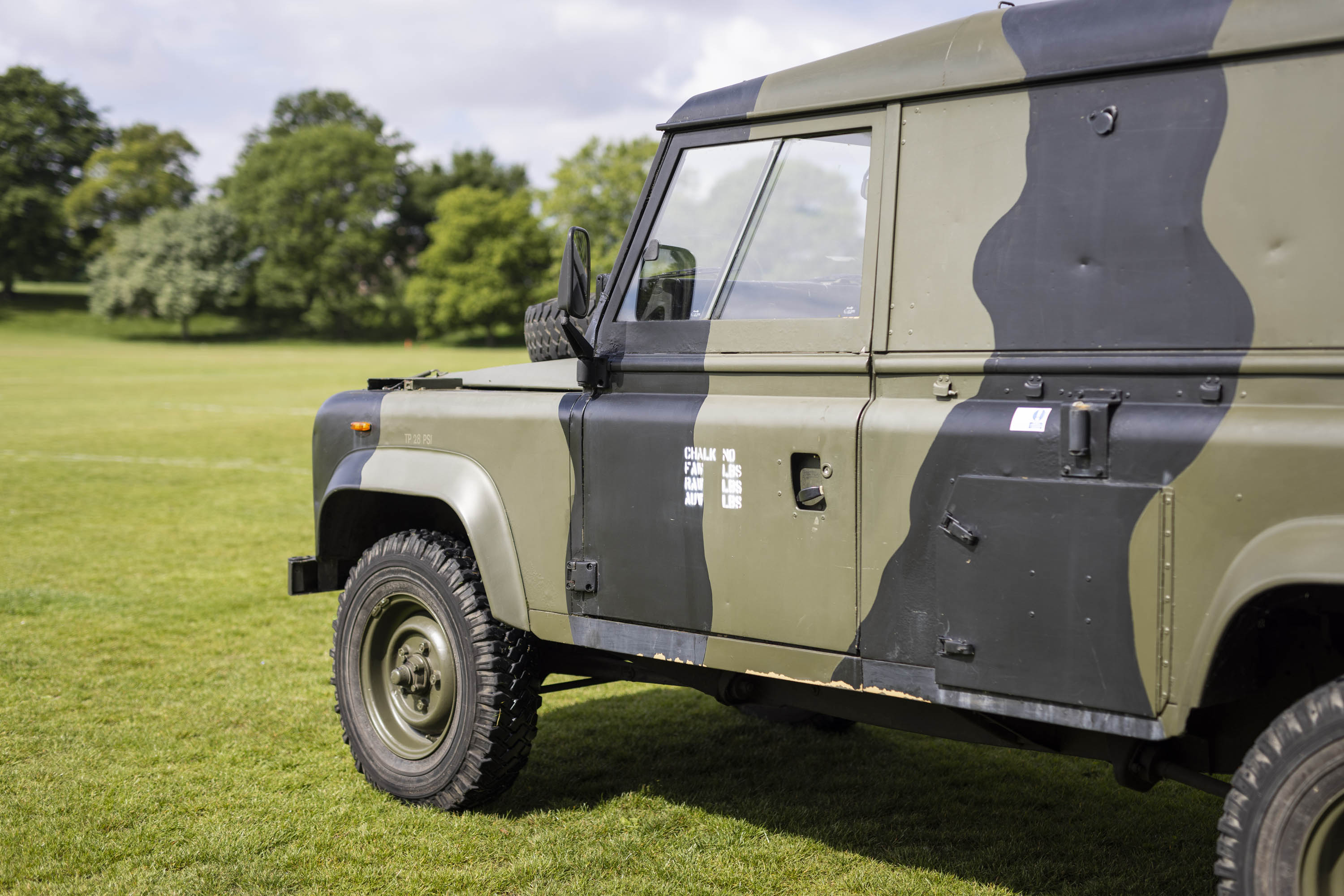 1987 LAND ROVER 110 - EX MILITARY