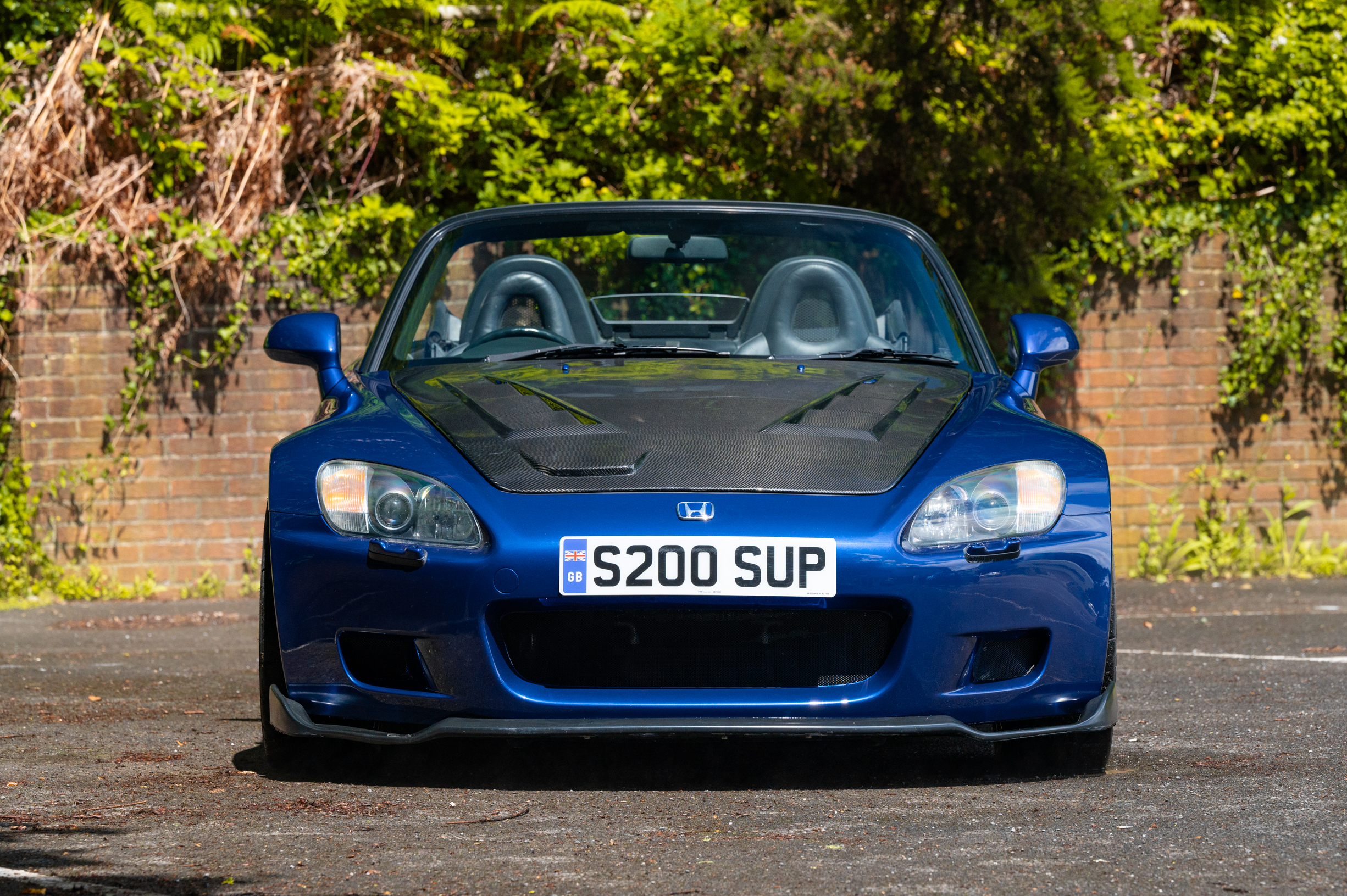 2001 HONDA S2000 – SUPERCHARGED
