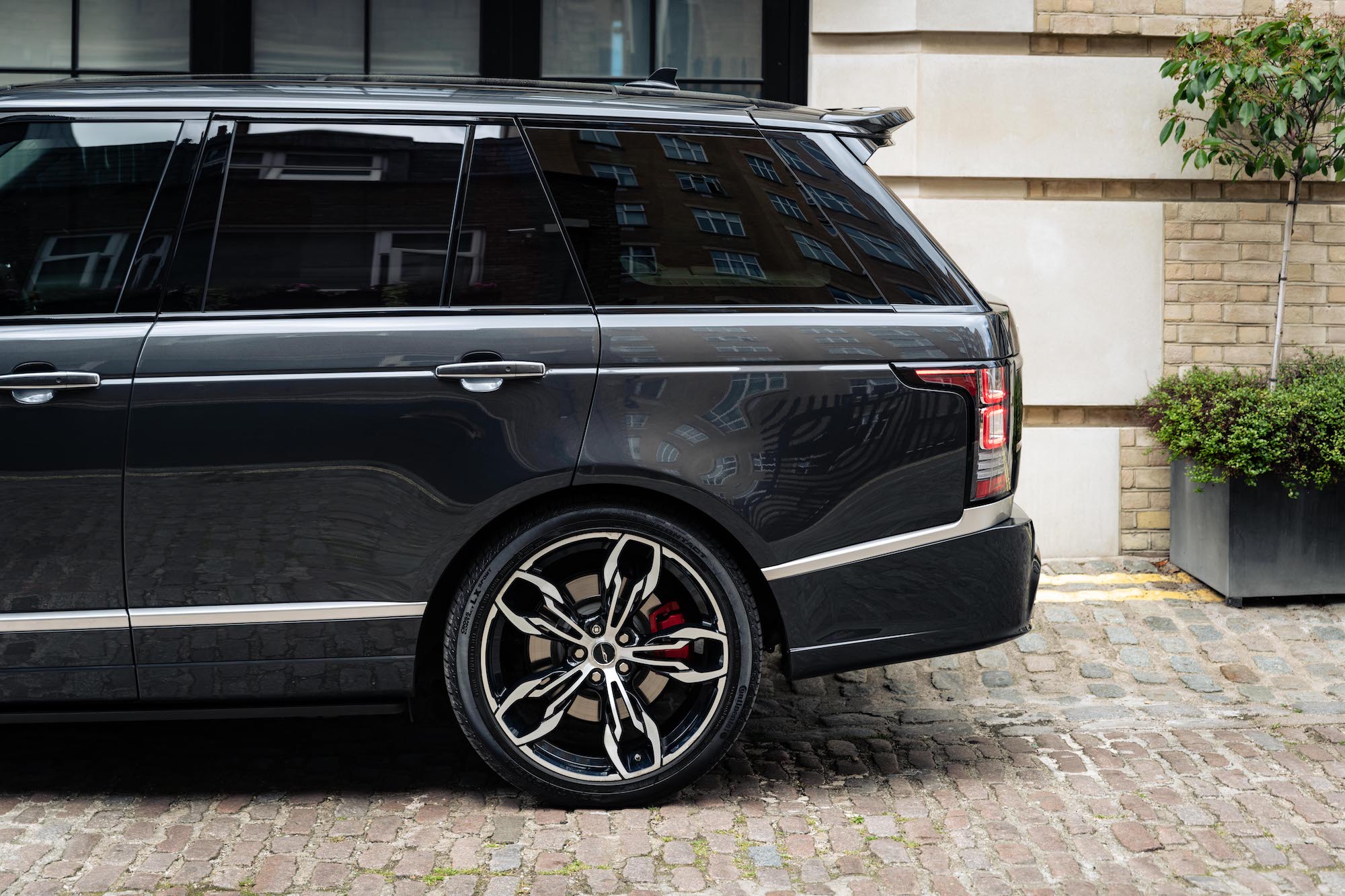 2016 RANGE ROVER AUTOBIOGRAPHY 5.0 V8 'OVERFINCH'