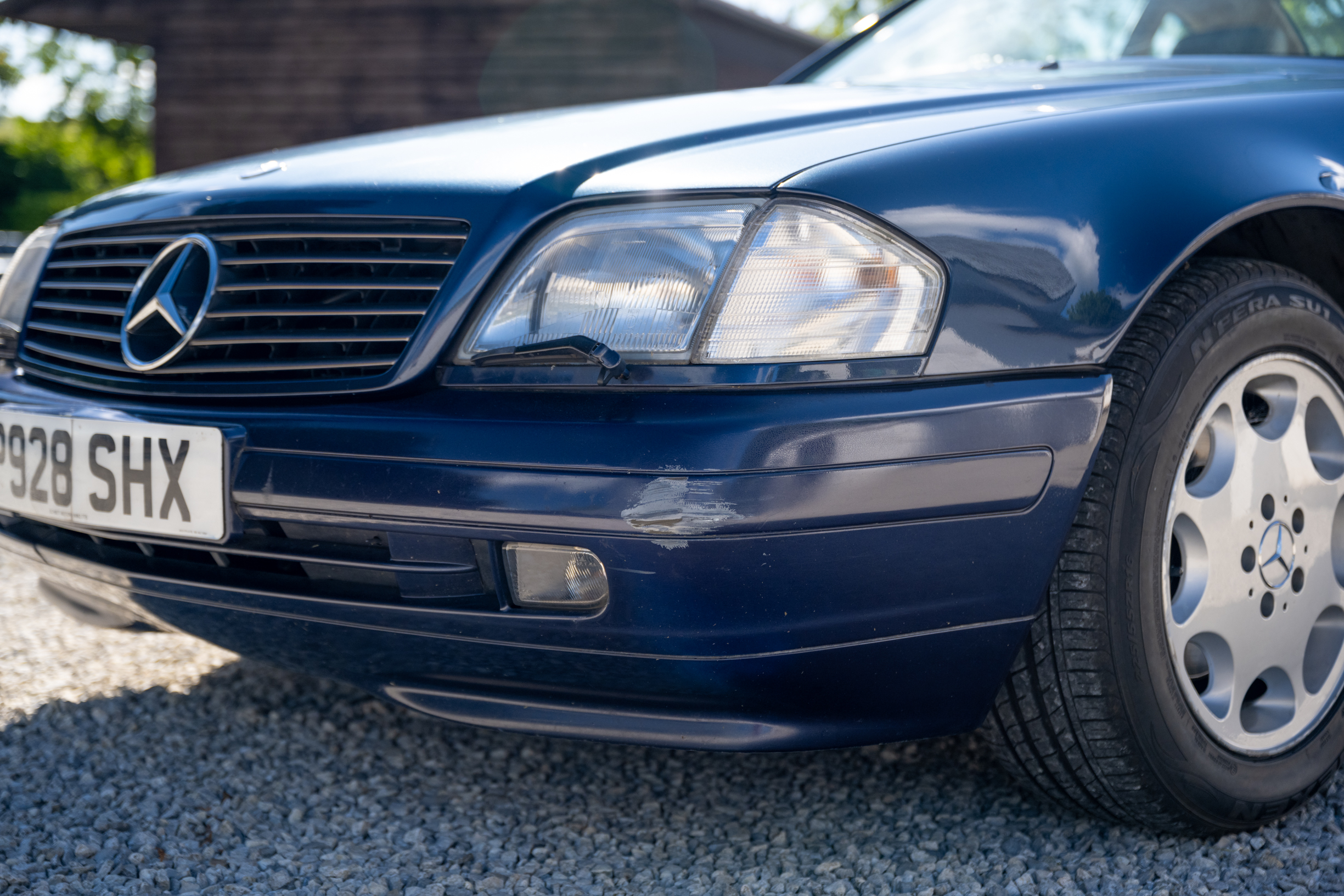 1997 MERCEDES-BENZ (R129) SL 320