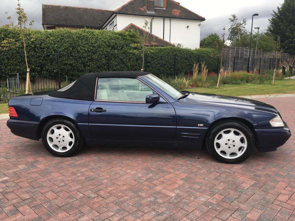 1997 MERCEDES-BENZ (R129) SL 320