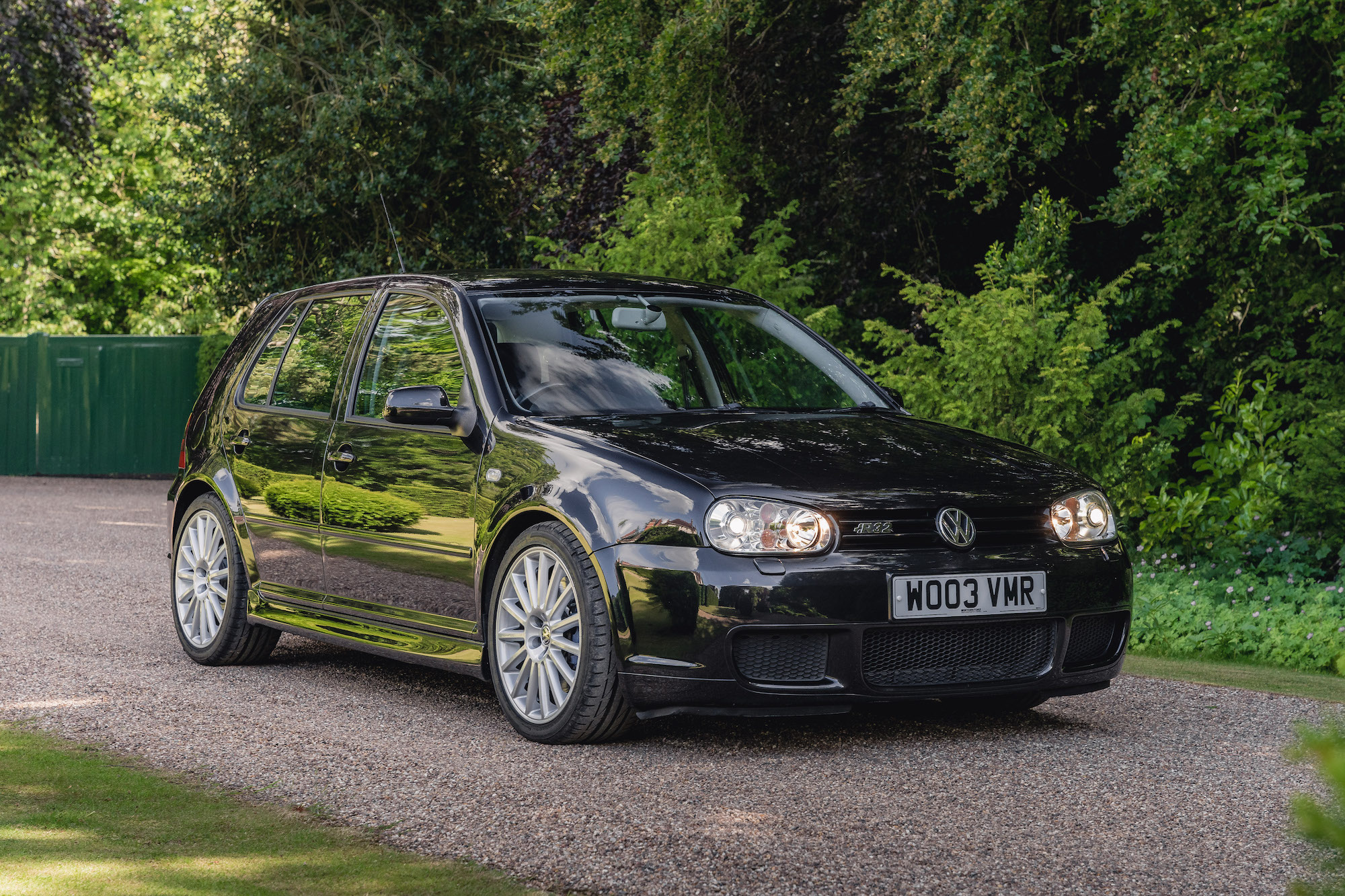 2003 VOLKSWAGEN GOLF (MK4) R32 - 23,610 MILES