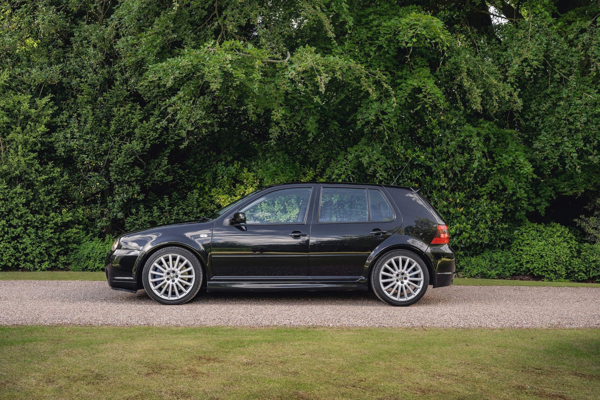 2003 VOLKSWAGEN GOLF (MK4) R32 - 23,610 MILES