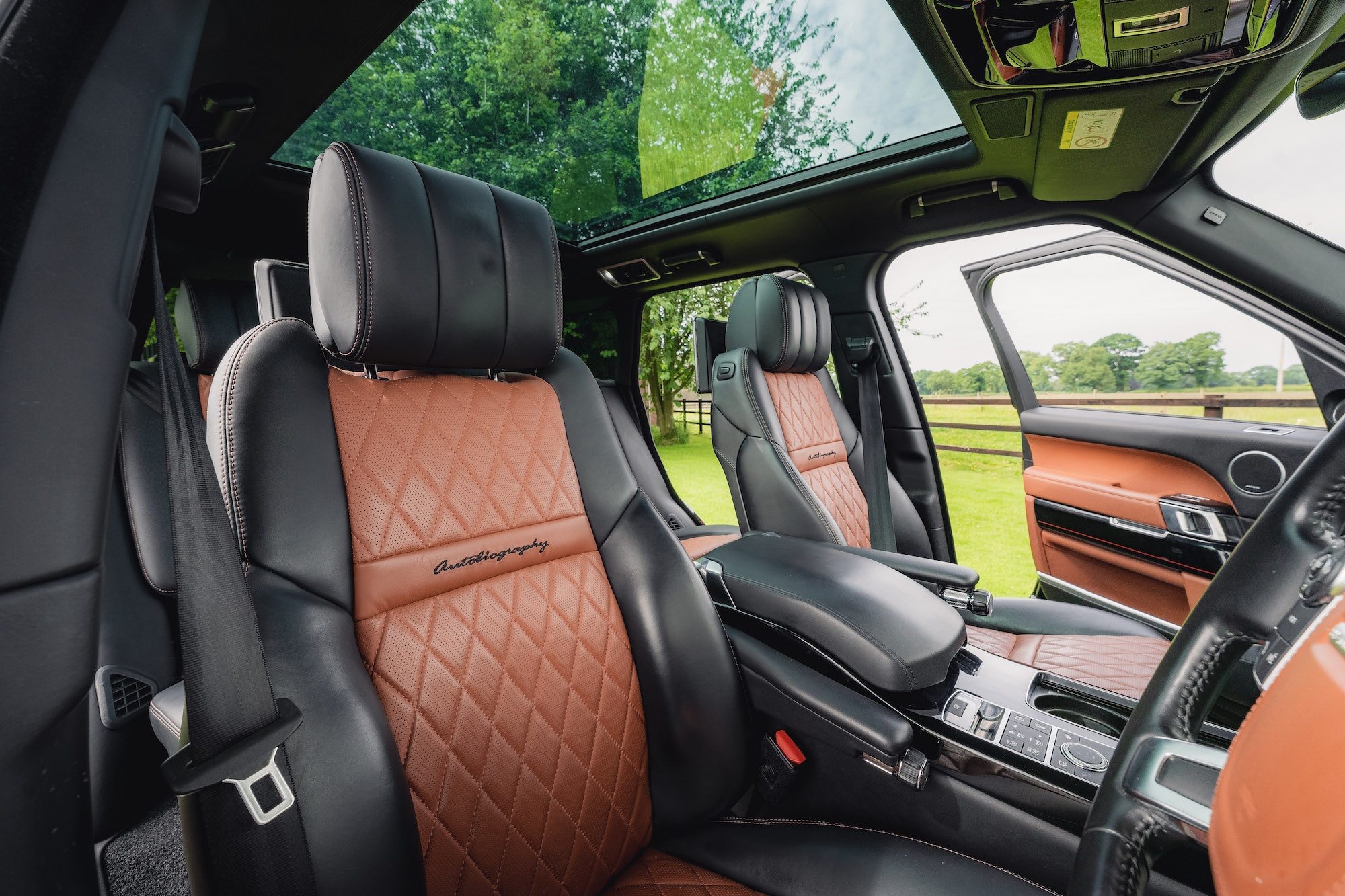 2017 RANGE ROVER SV AUTOBIOGRAPHY 5.0 V8