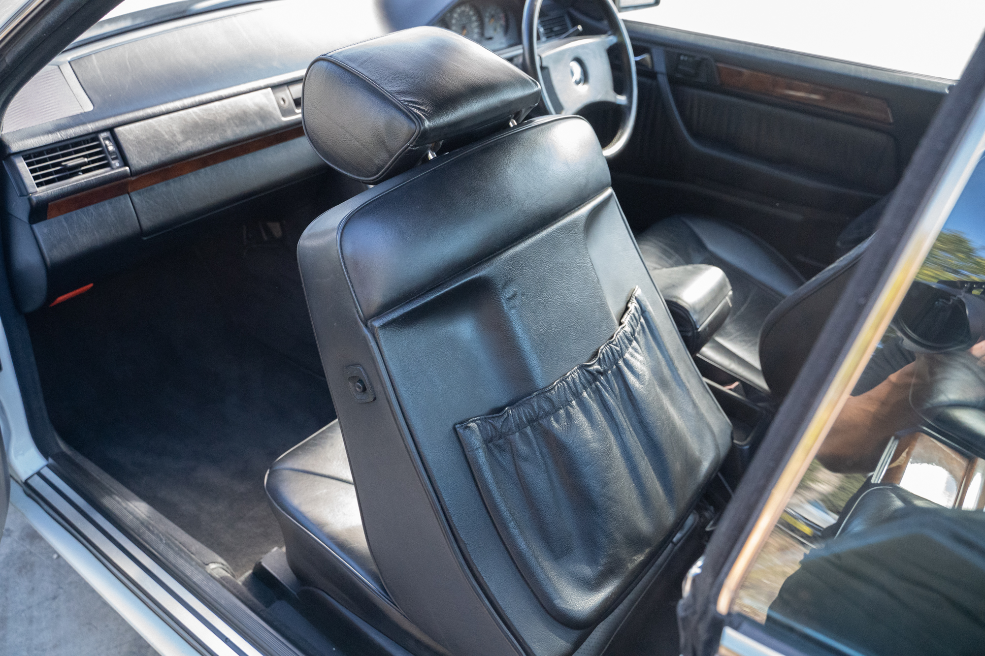 1990 MERCEDES-BENZ (W124) 300CE-24V