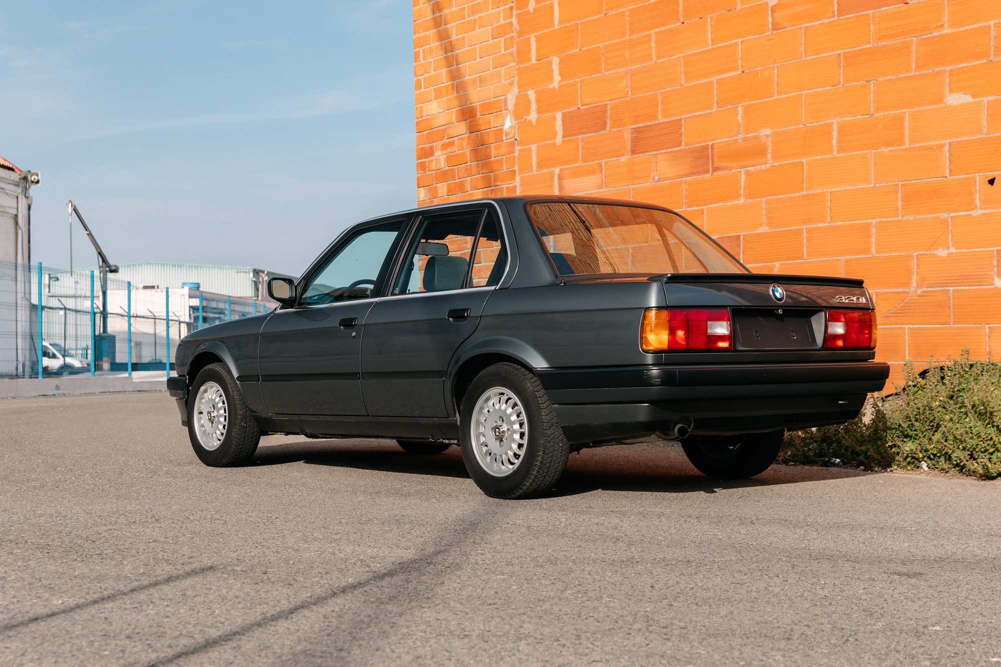 1991 BMW (E30) 320I - 27,251 KM