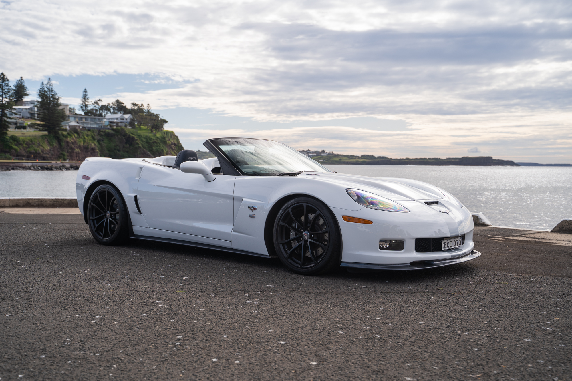 2013 CHEVROLET CORVETTE Z06 427 CONVERTIBLE COLLECTOR’S EDITION - 2,225 KM