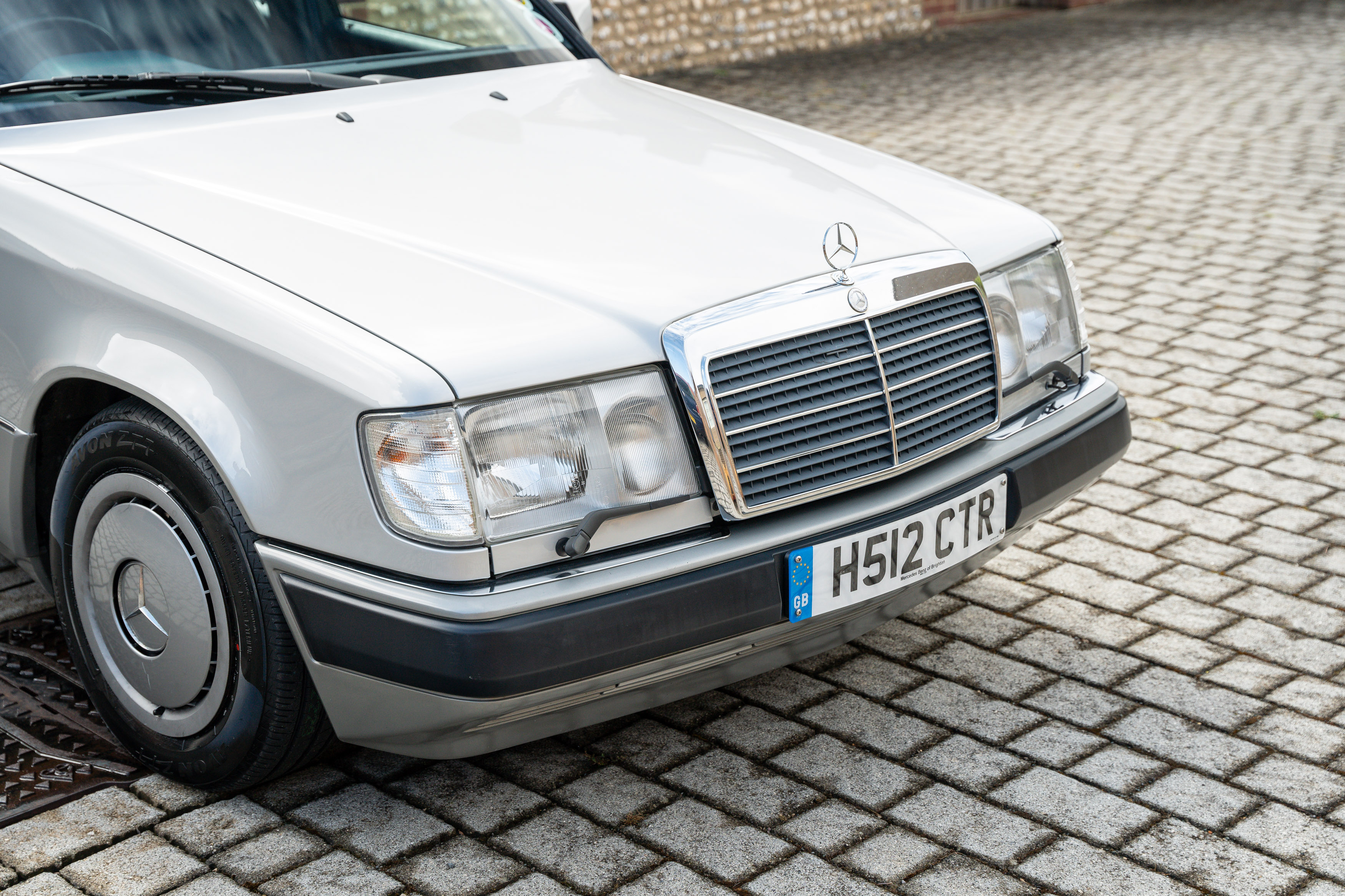 1990 MERCEDES-BENZ (W124) 300 TE