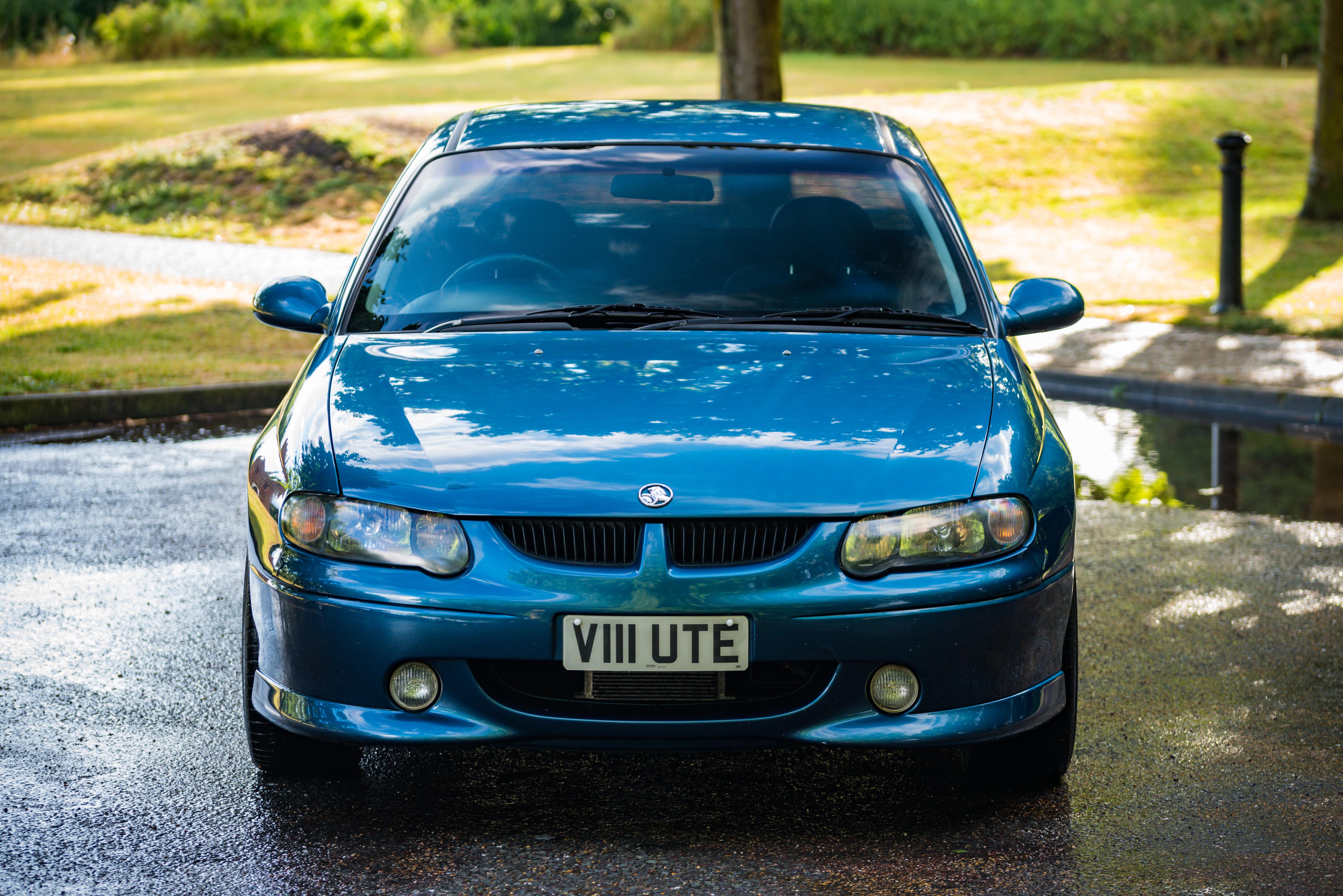 2002 HOLDEN COMMODORE SS - UTE