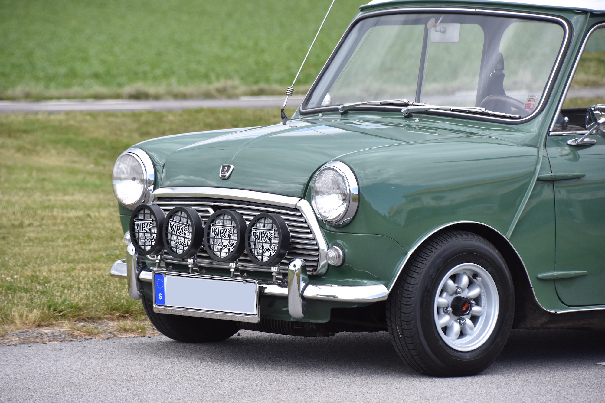 1968 AUSTIN MINI 1000 MK II