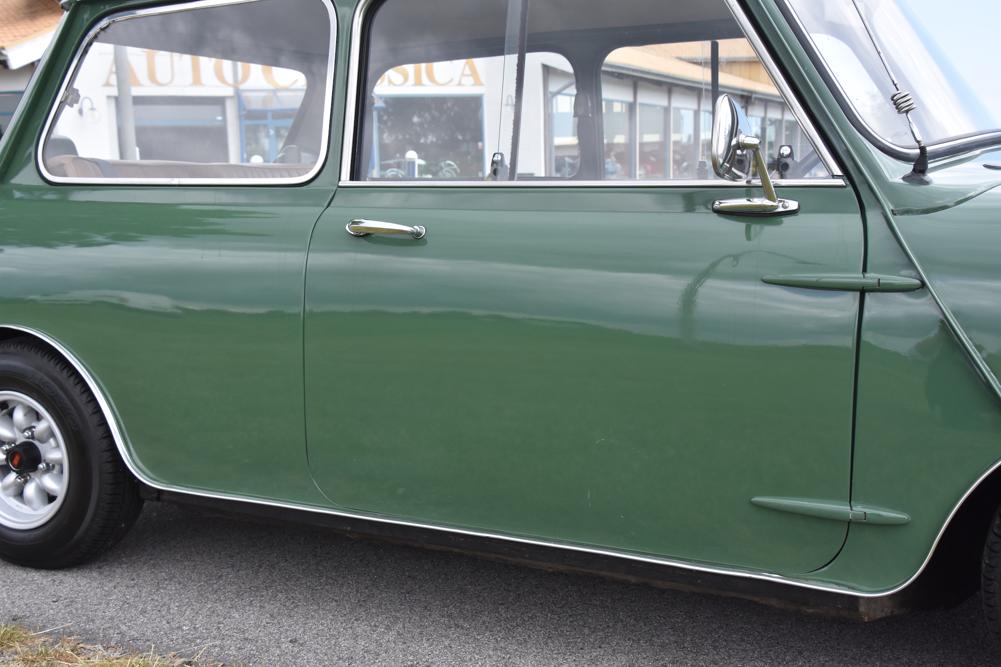 1968 AUSTIN MINI 1000 MK II