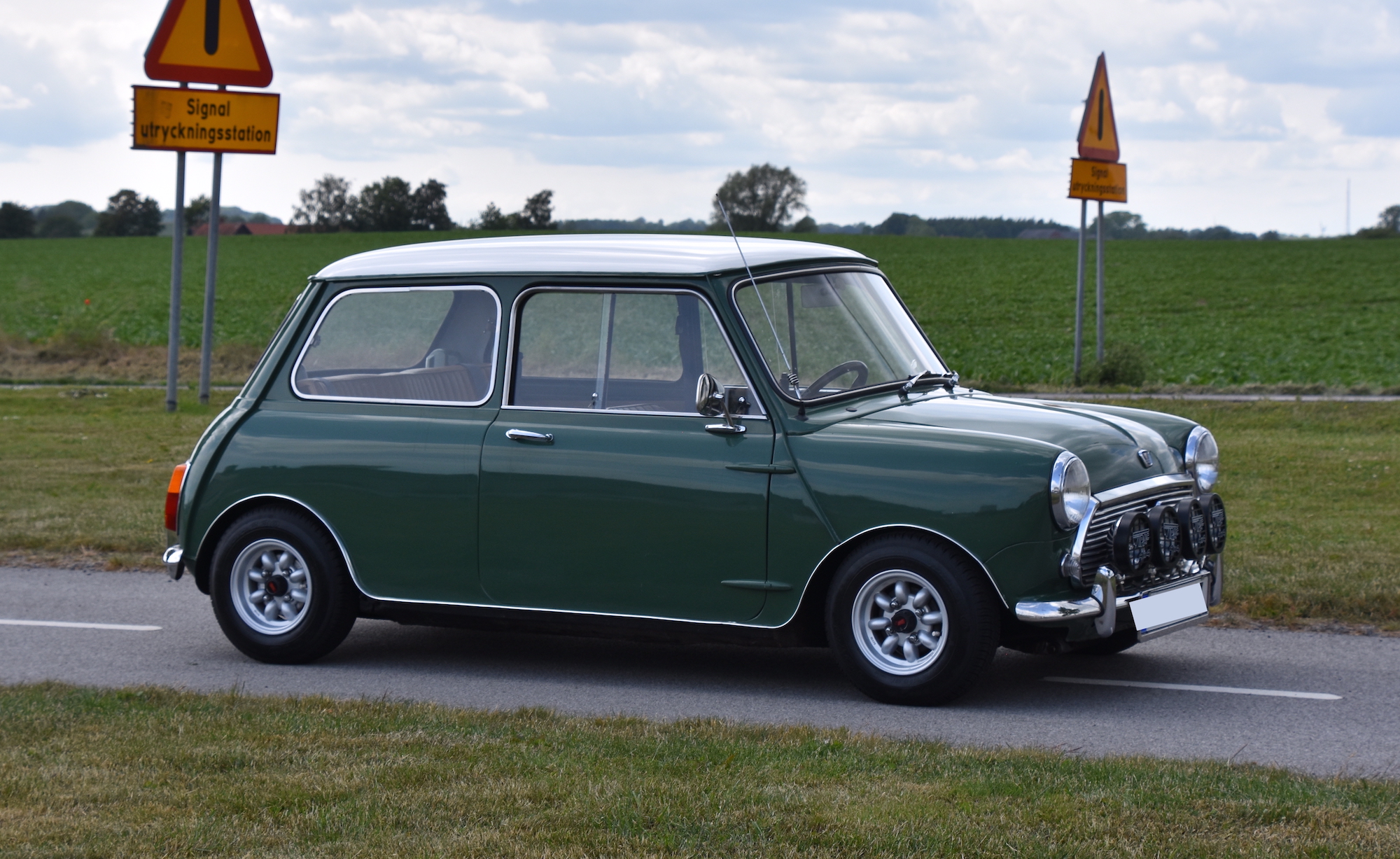 1968 AUSTIN MINI 1000 MK II