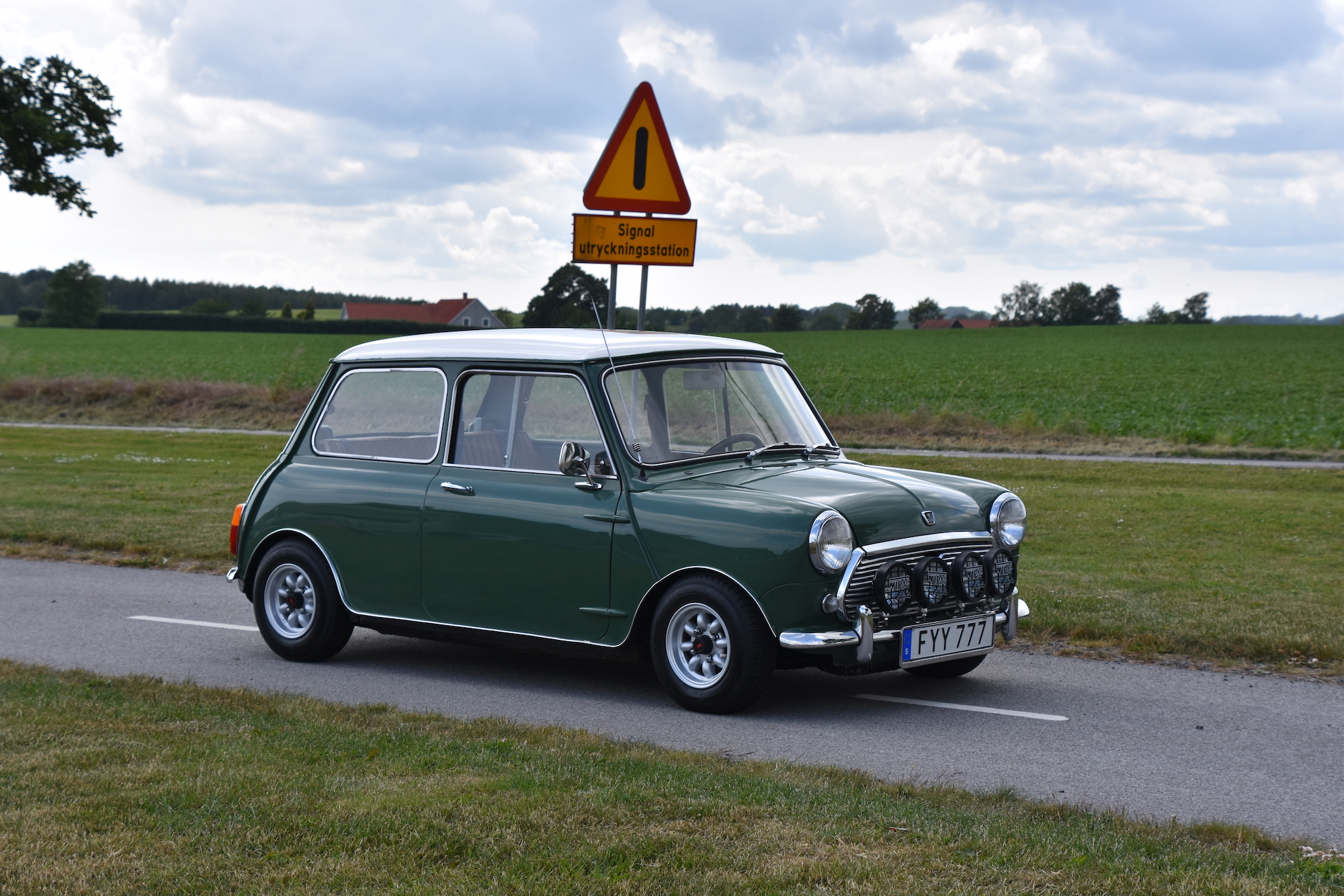 1968 AUSTIN MINI 1000 MK II