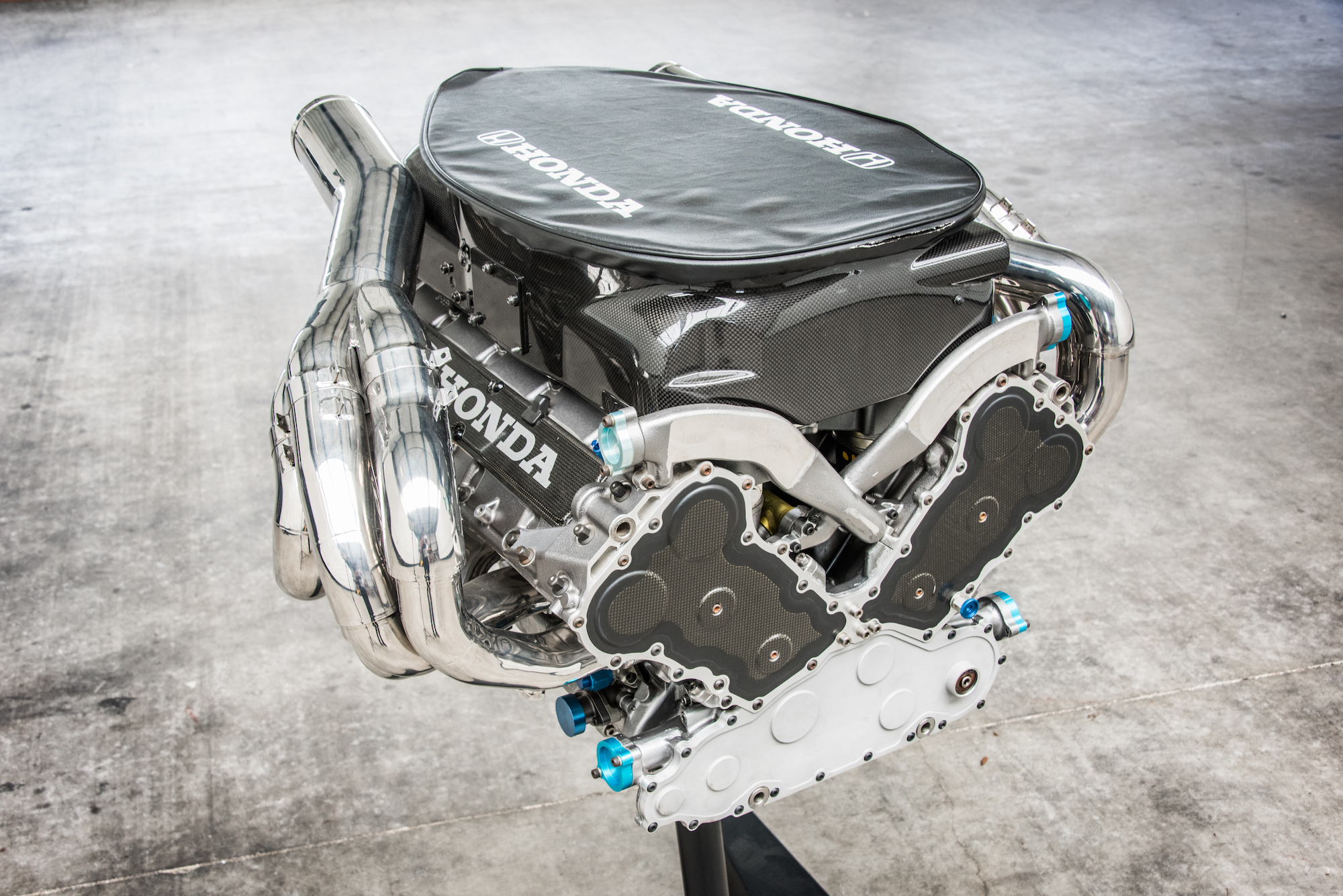 2001 HONDA RA00E V10 F1 ENGINE BLOCK