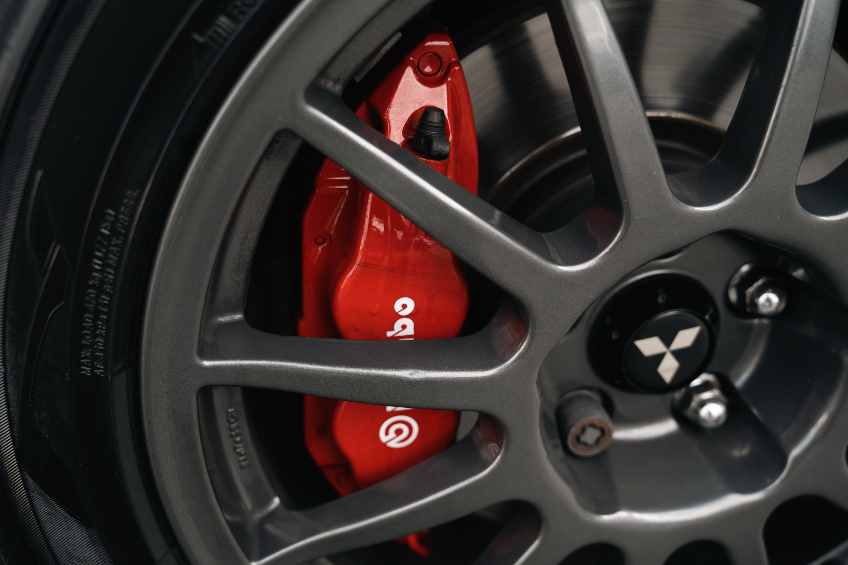 2004 MITSUBISHI LANCER EVO VIII MR FQ-340