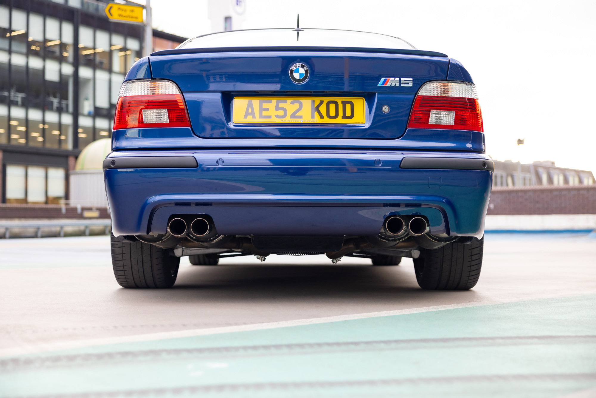 2002 BMW (E39) M5