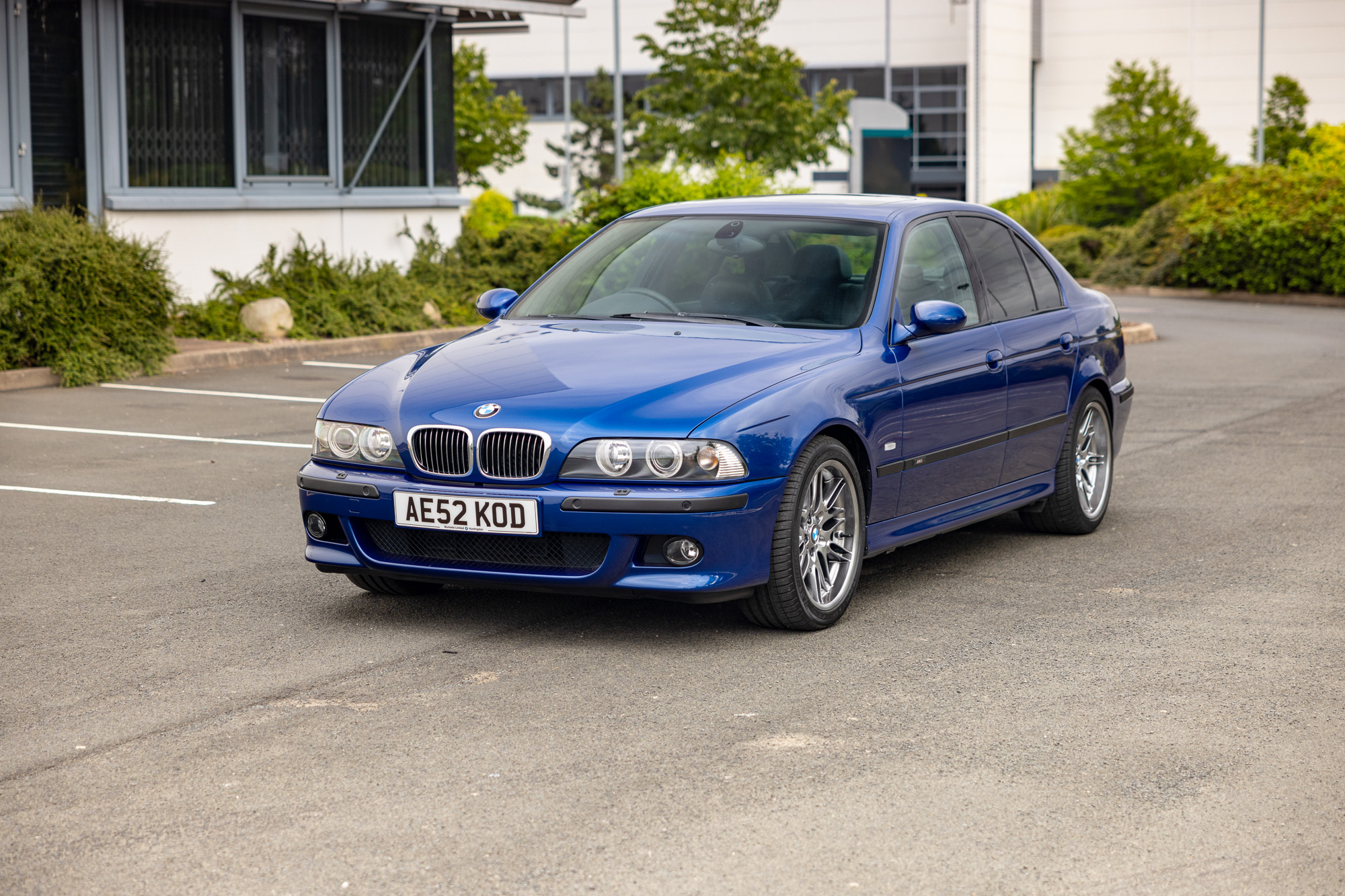 2002 BMW (E39) M5