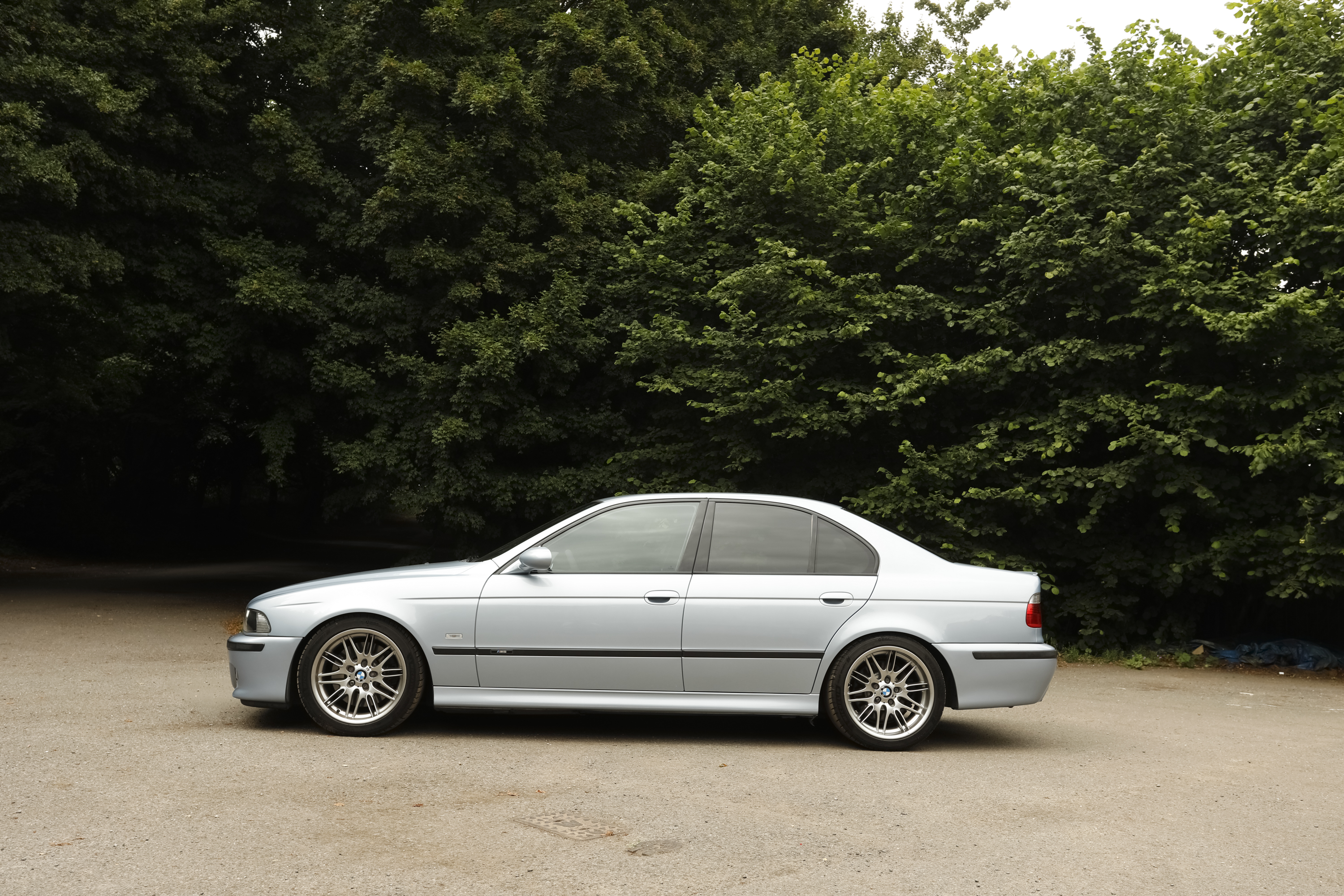 2000 BMW (E39) M5