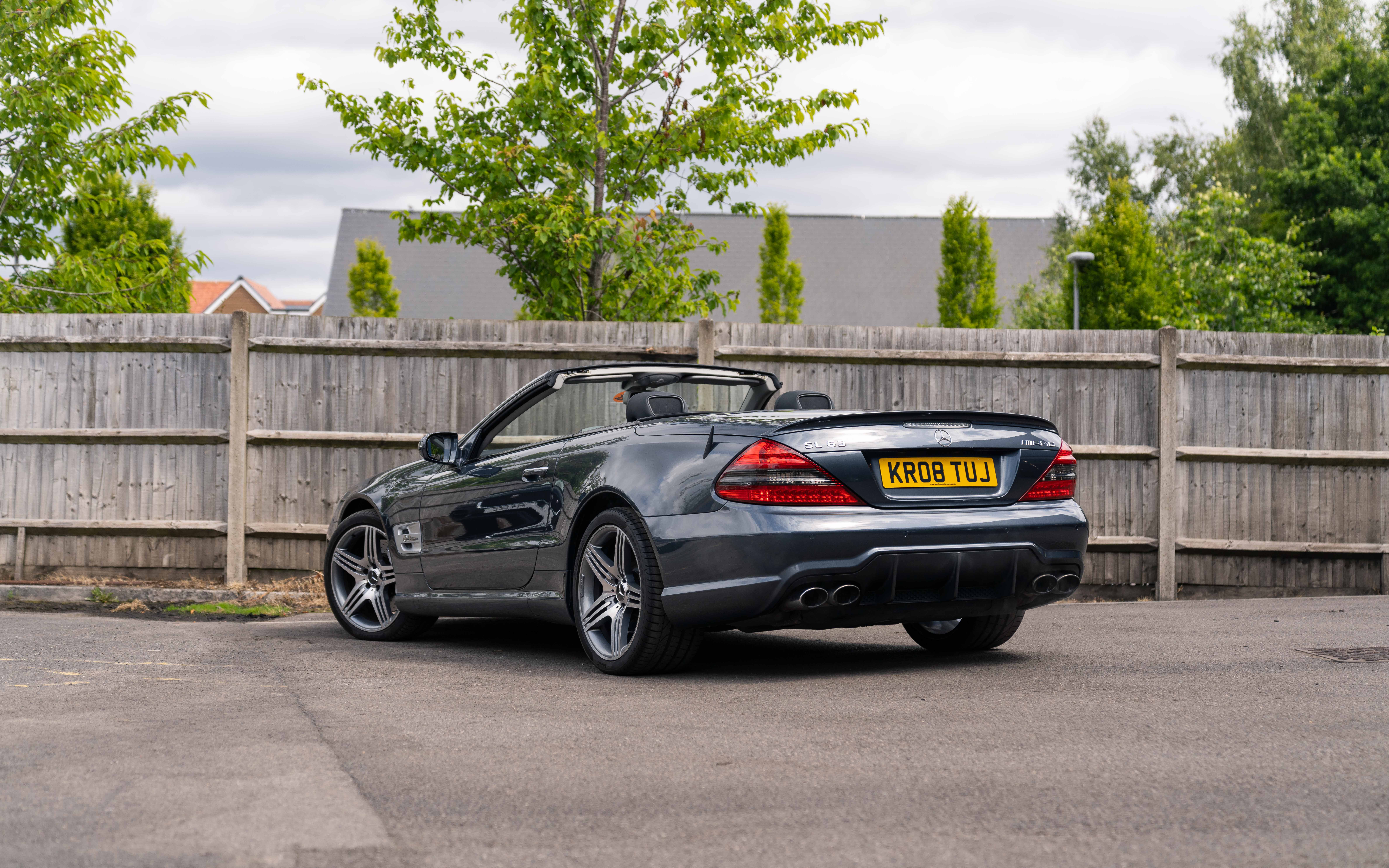 2008 MERCEDES-BENZ (R230) SL63 AMG for sale by auction in Church ...