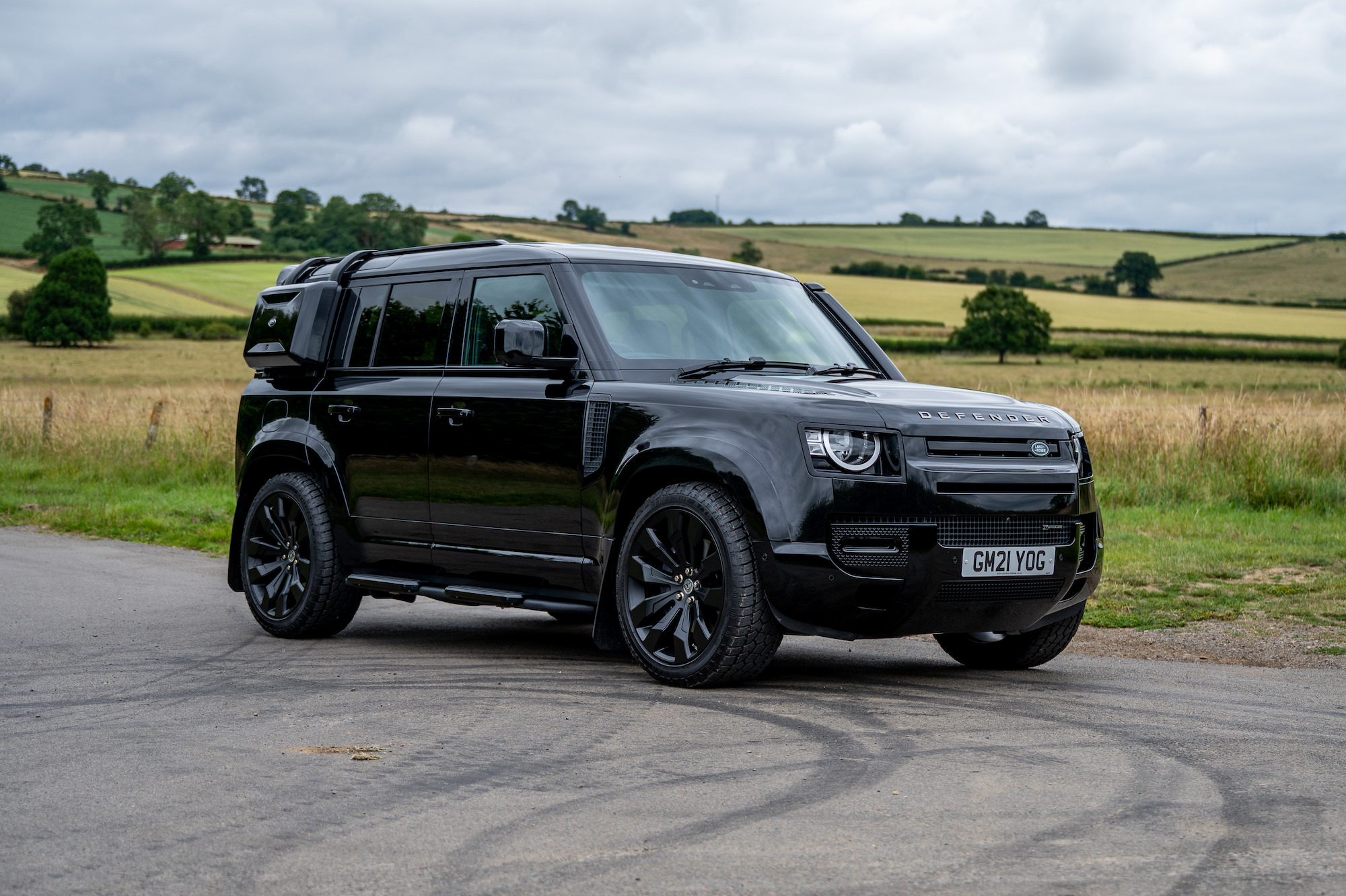 2021 LAND ROVER DEFENDER 110 D250 X-DYNAMIC S