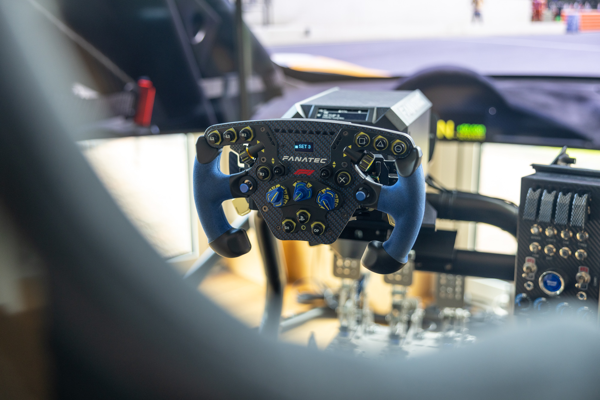 CUSTOM RACING SIMULATOR