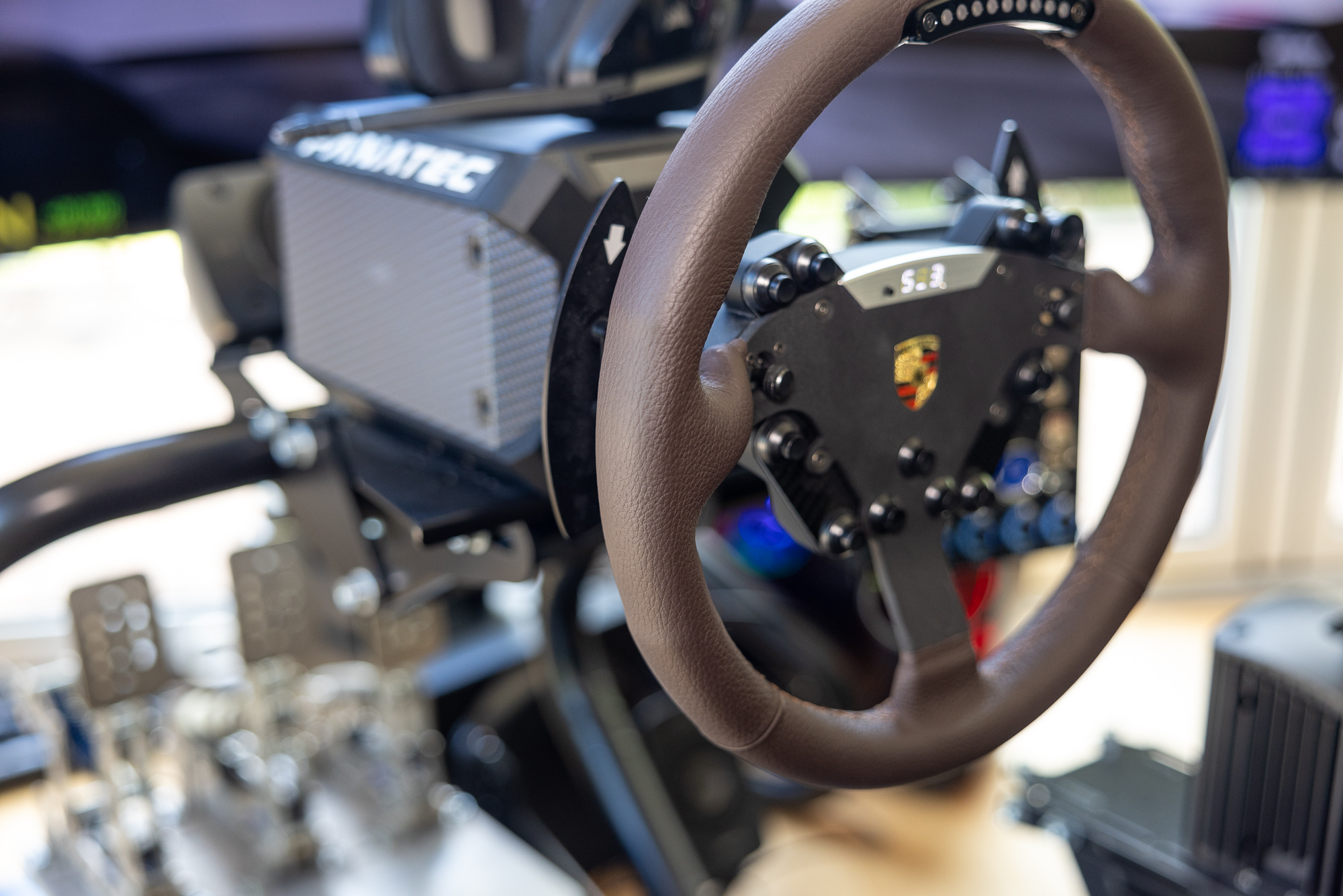 CUSTOM RACING SIMULATOR