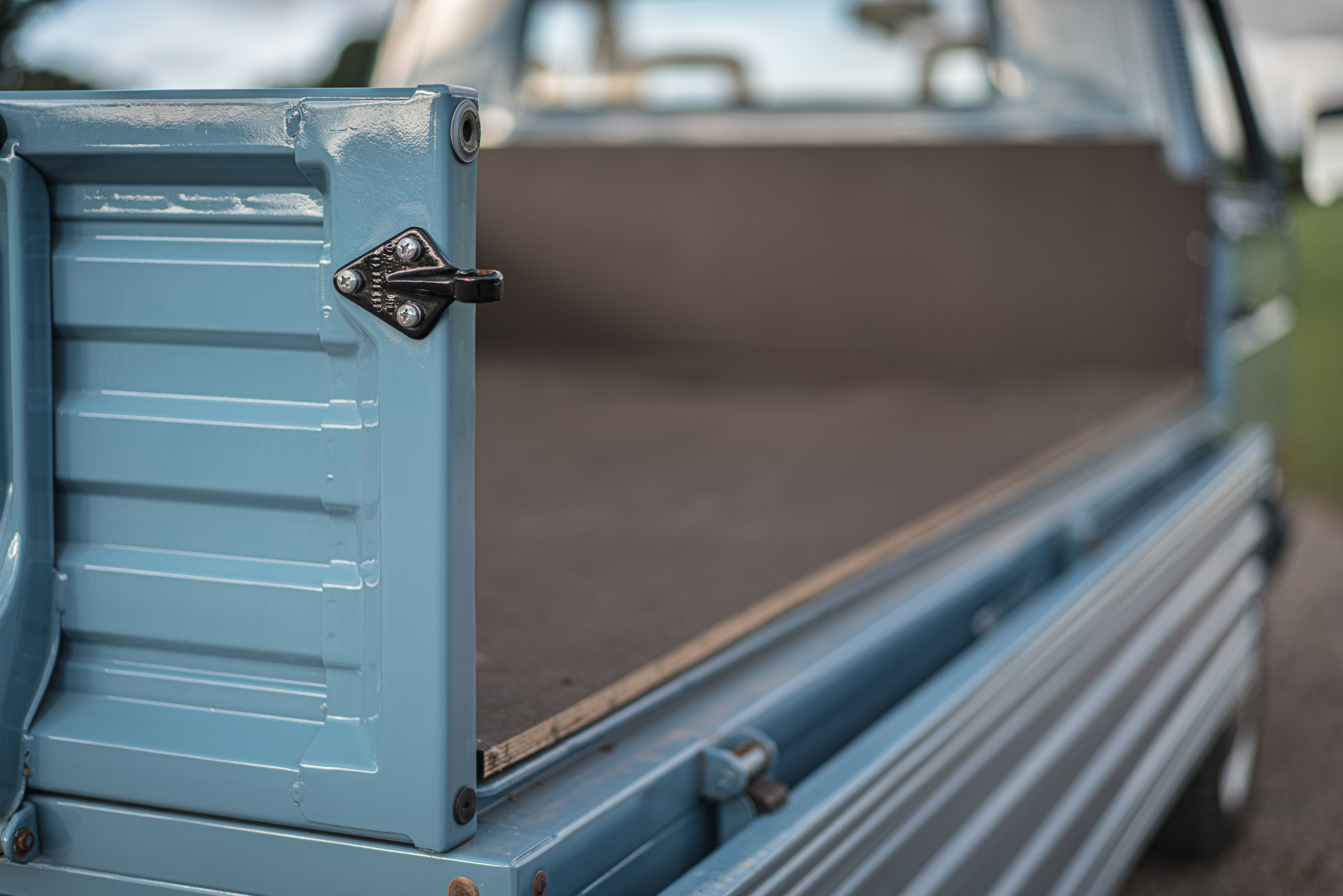 1987 VOLKSWAGEN T25 SINGLE CAB PICK-UP