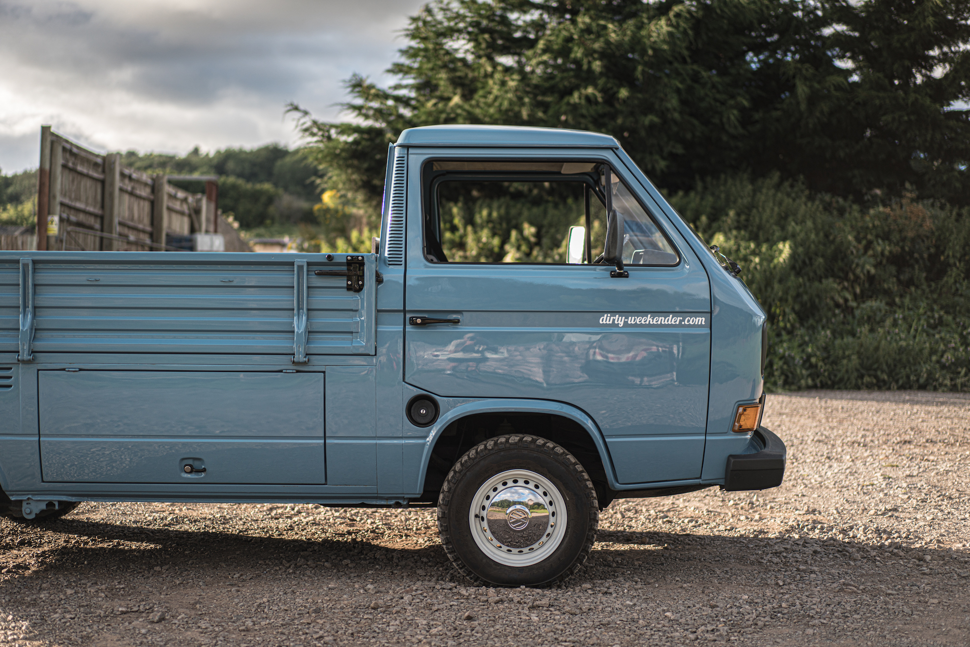 1987 VOLKSWAGEN T25 SINGLE CAB PICK-UP