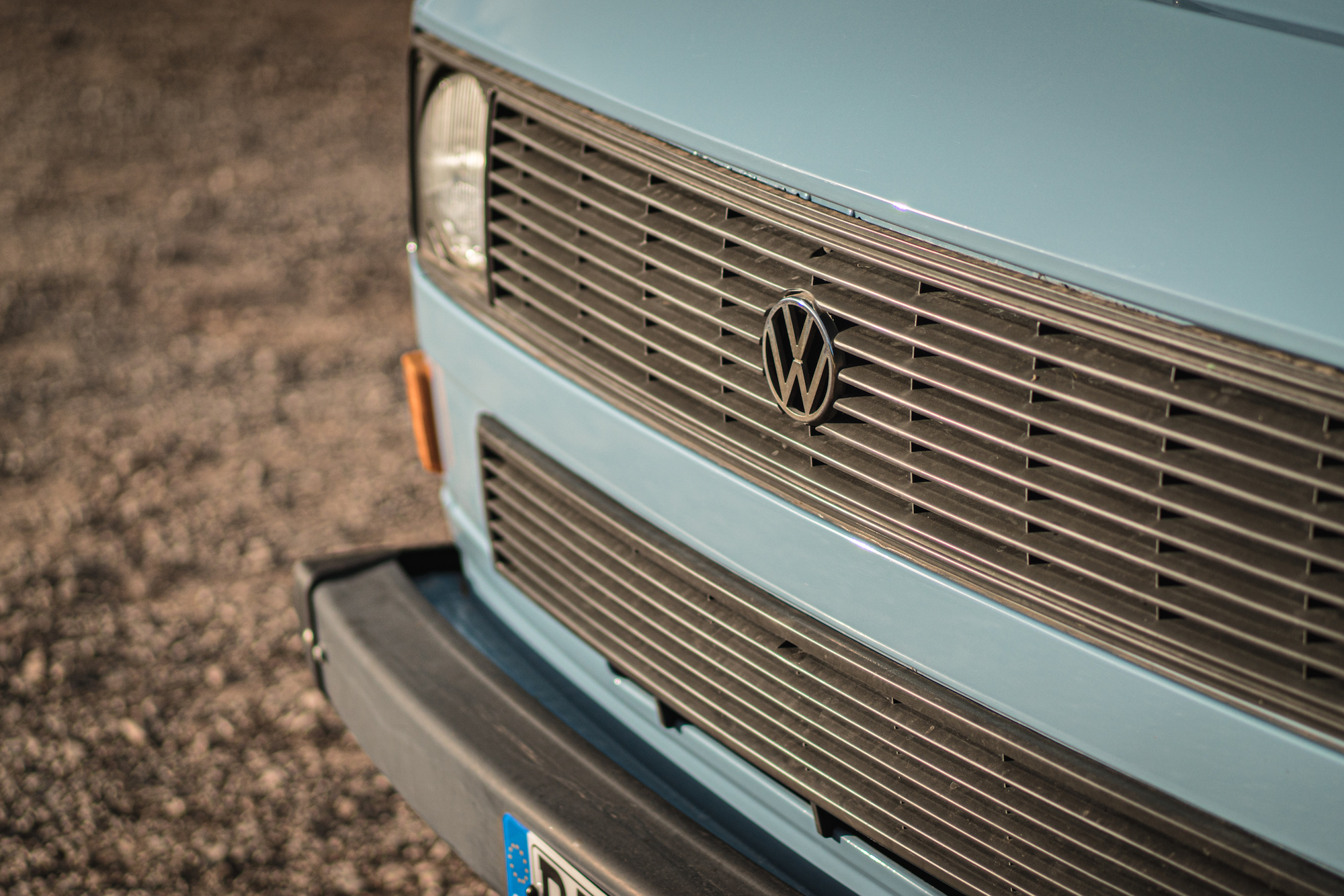 1987 VOLKSWAGEN T25 SINGLE CAB PICK-UP