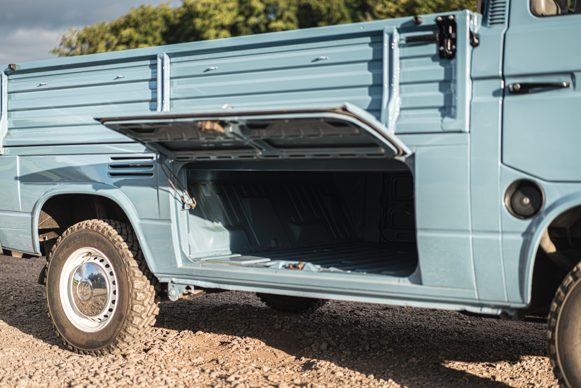 1987 VOLKSWAGEN T25 SINGLE CAB PICK-UP