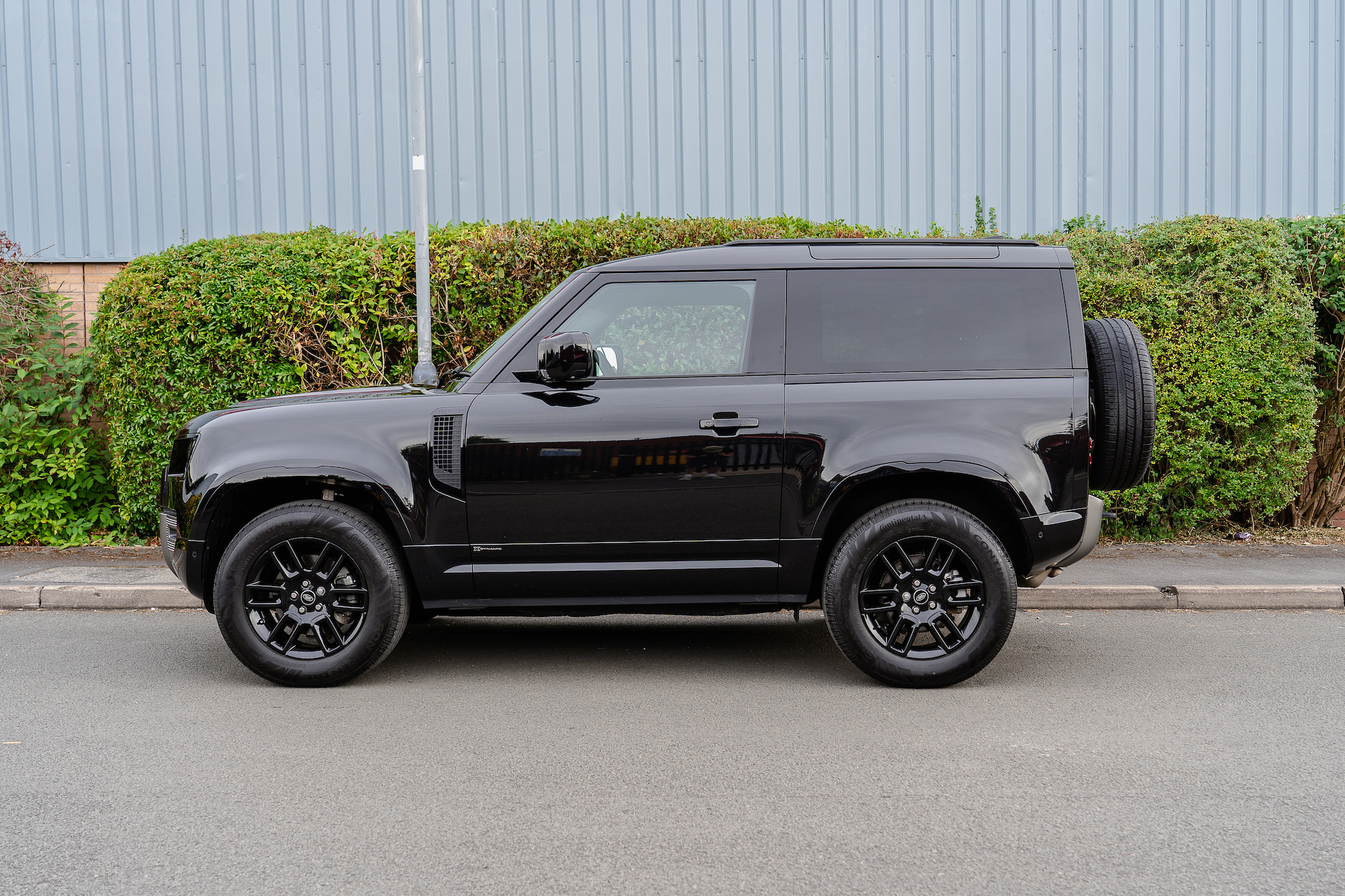 2021 LAND ROVER DEFENDER 90 D250 X-DYNAMIC S MHEV - VAT Q - 638 MILES ...