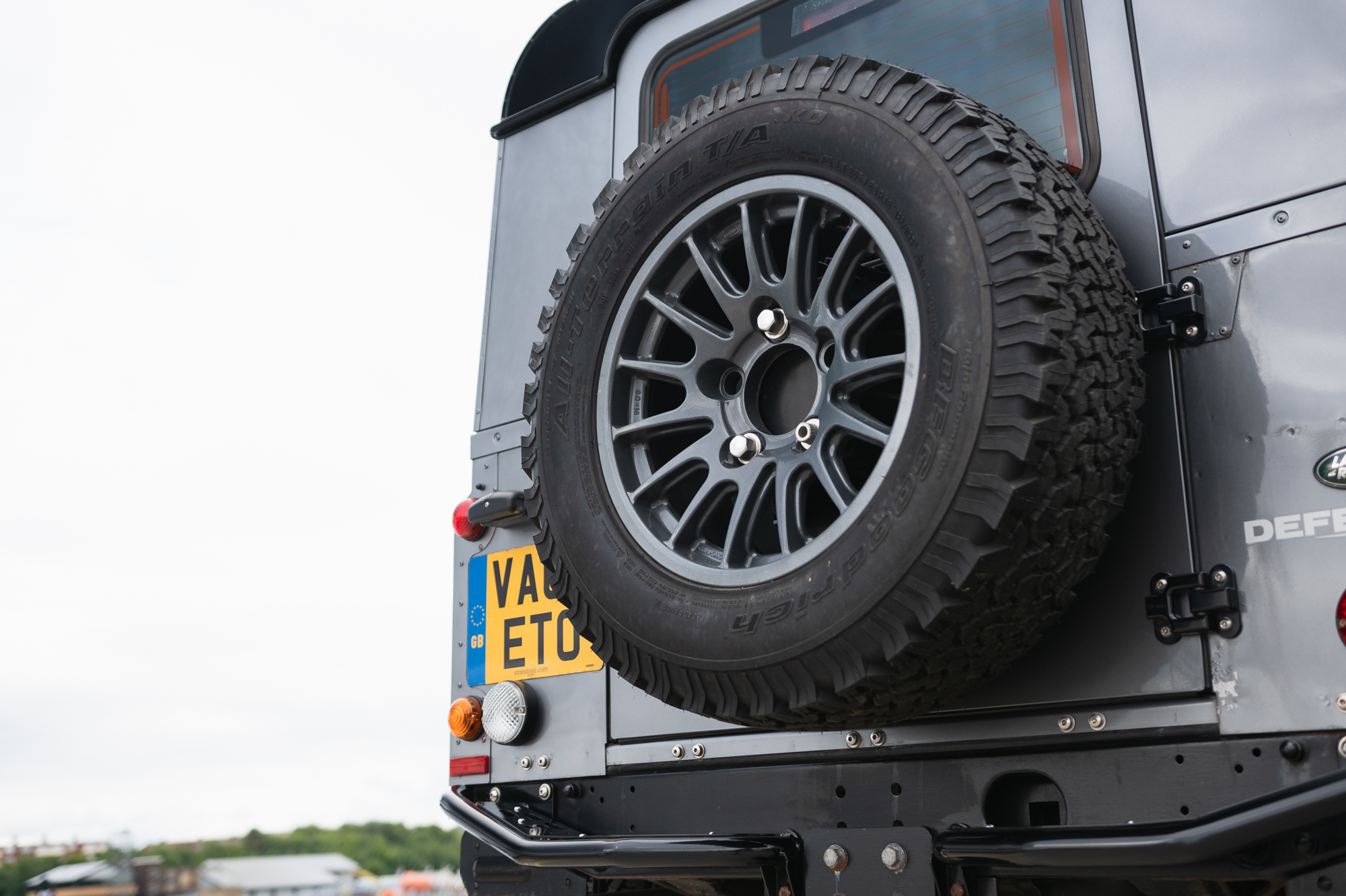 2014 LAND ROVER DEFENDER 90 HARD TOP 'BOWLER'