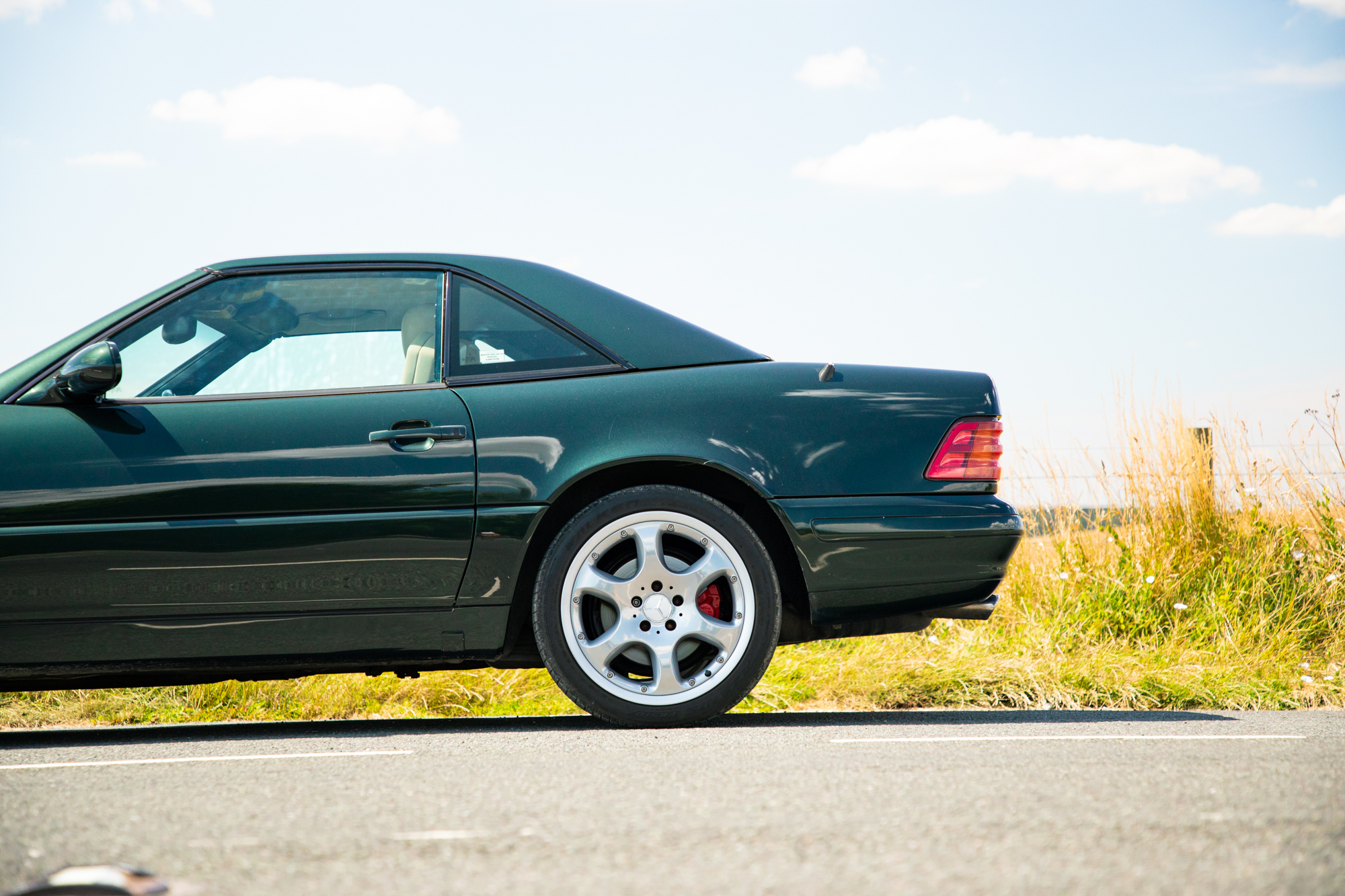 2001 MERCEDES-BENZ (R129) SL 280 – DESIGNO ALANITE EDITION