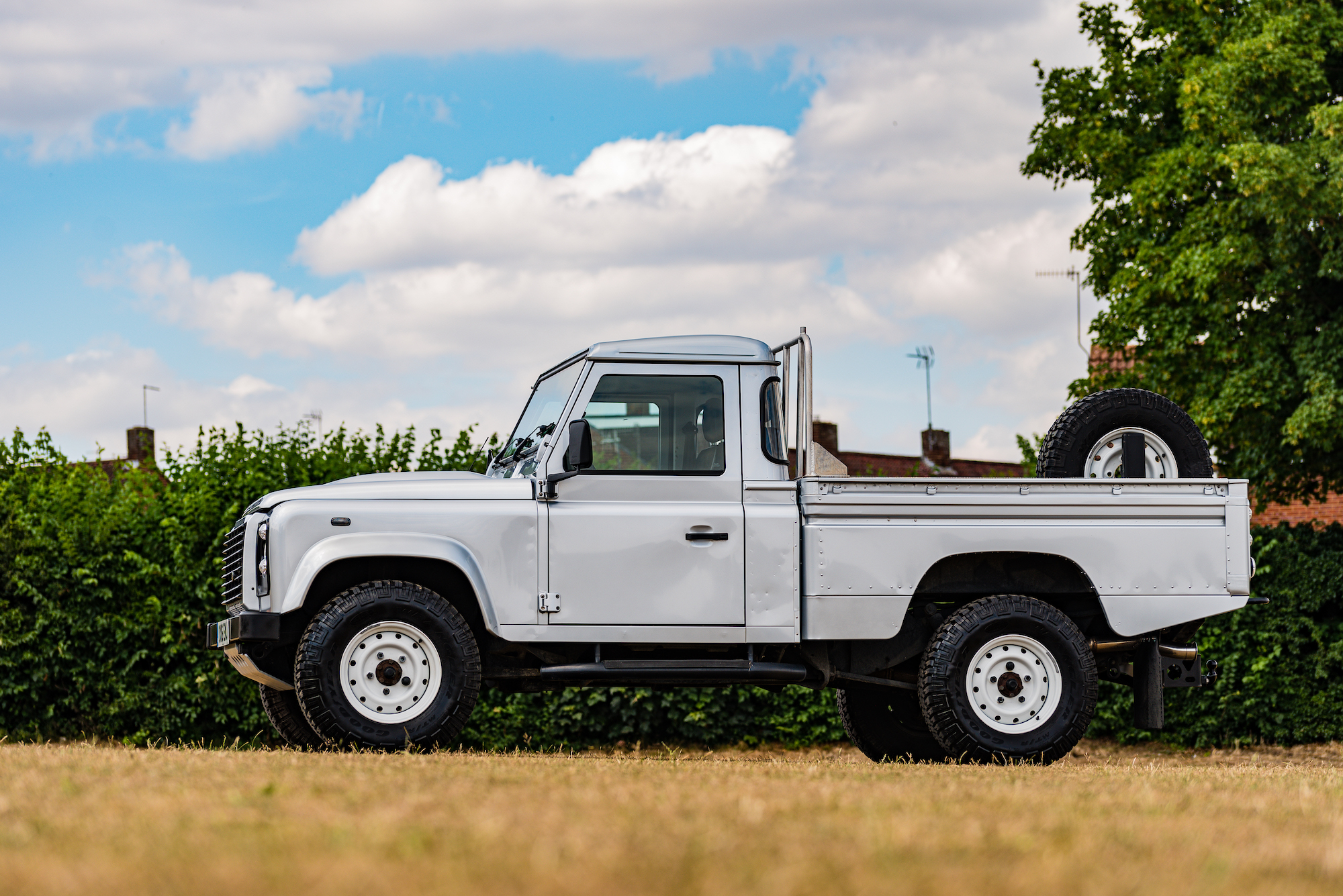2016 LAND ROVER DEFENDER 110 SINGLE CAB PICK UP 'HIGH CAPACITY' - 4,573 ...