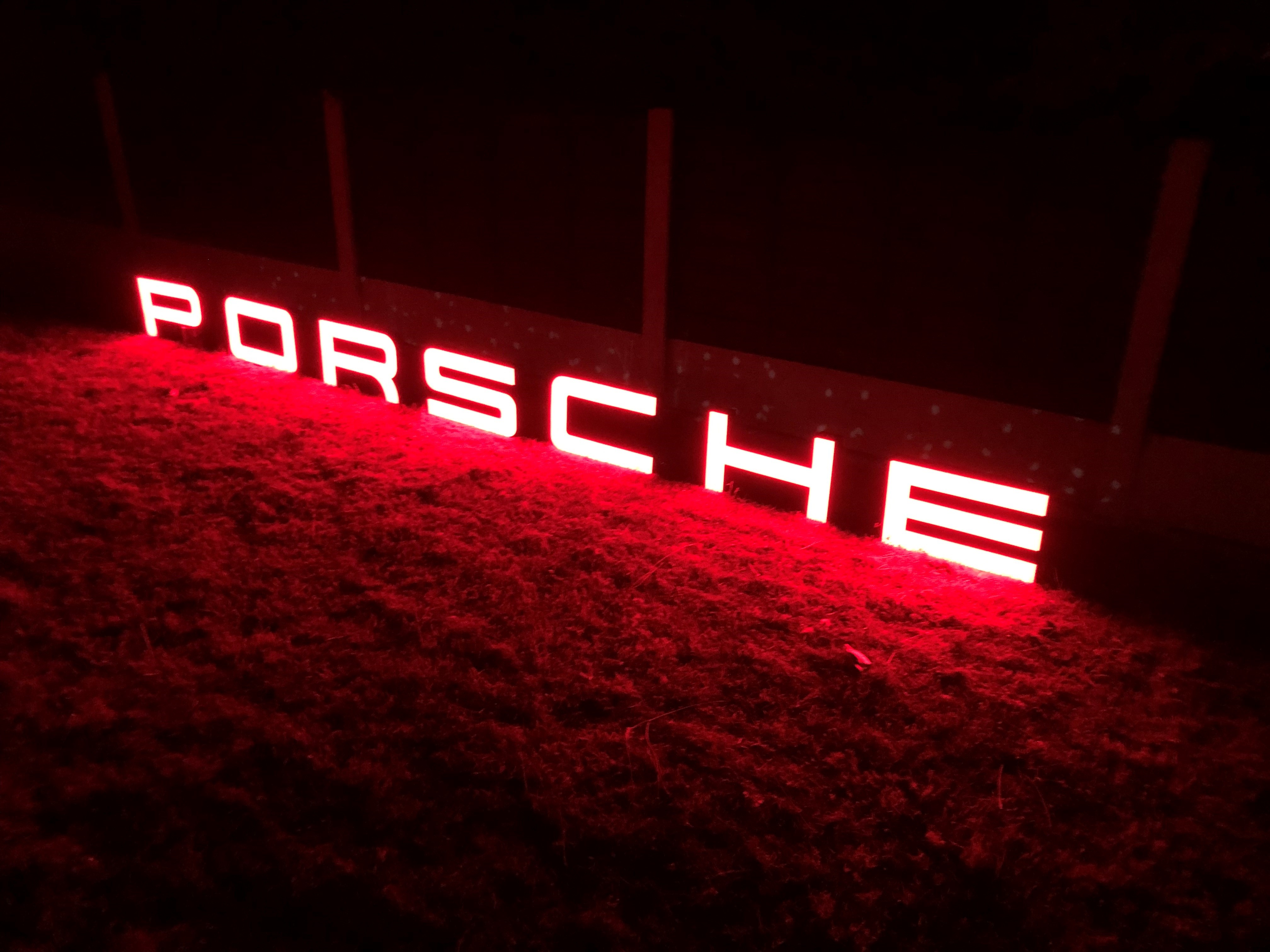 LARGE PORSCHE ILLUMINATED SIGN