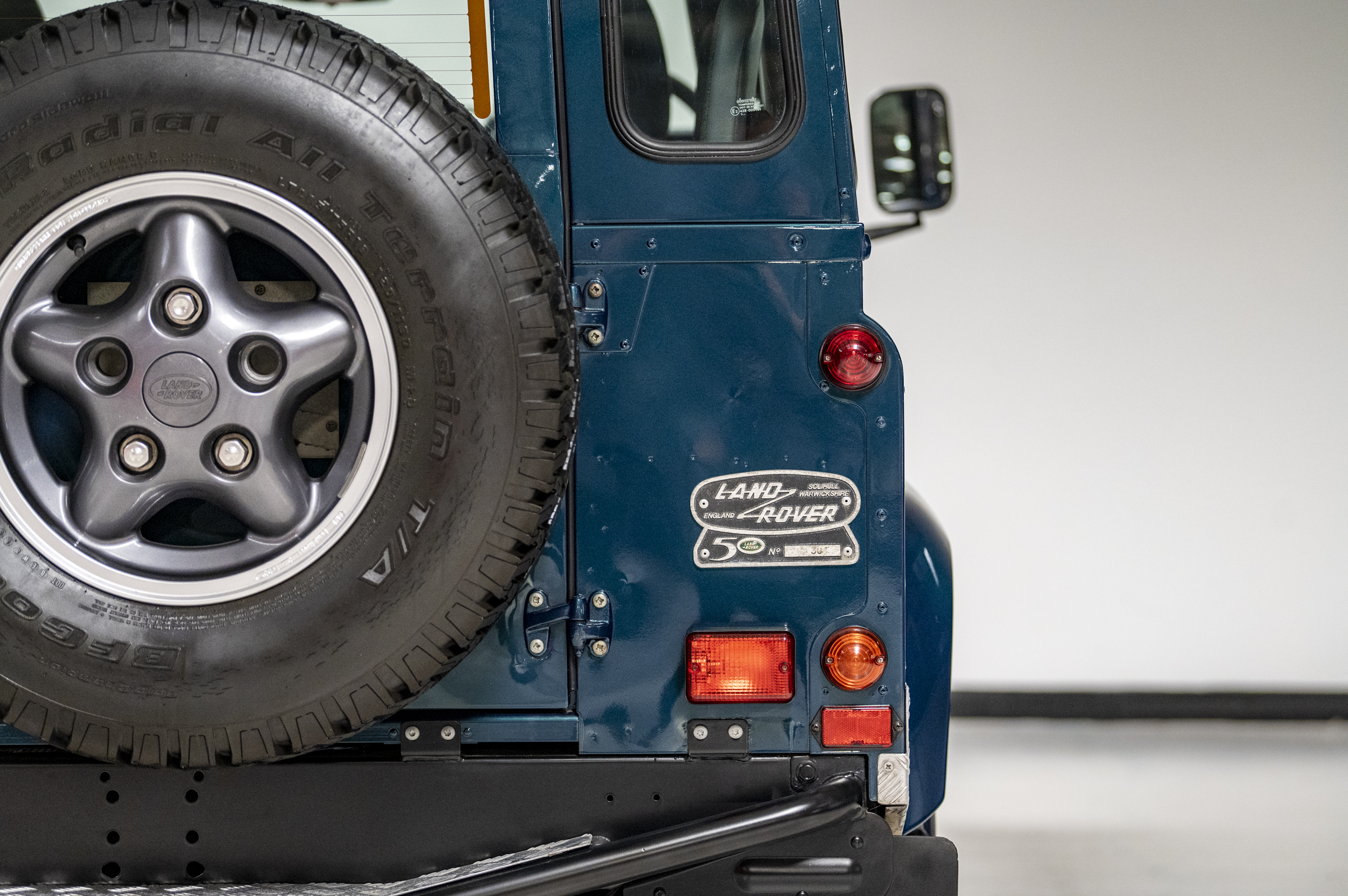 1998 LAND ROVER DEFENDER 90 50TH ANNIVERSARY - 15,955 MILES