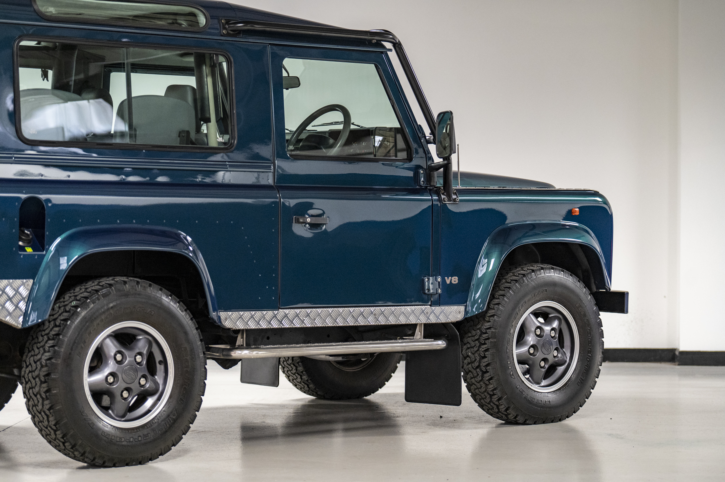 1998 LAND ROVER DEFENDER 90 50TH ANNIVERSARY - 15,955 MILES