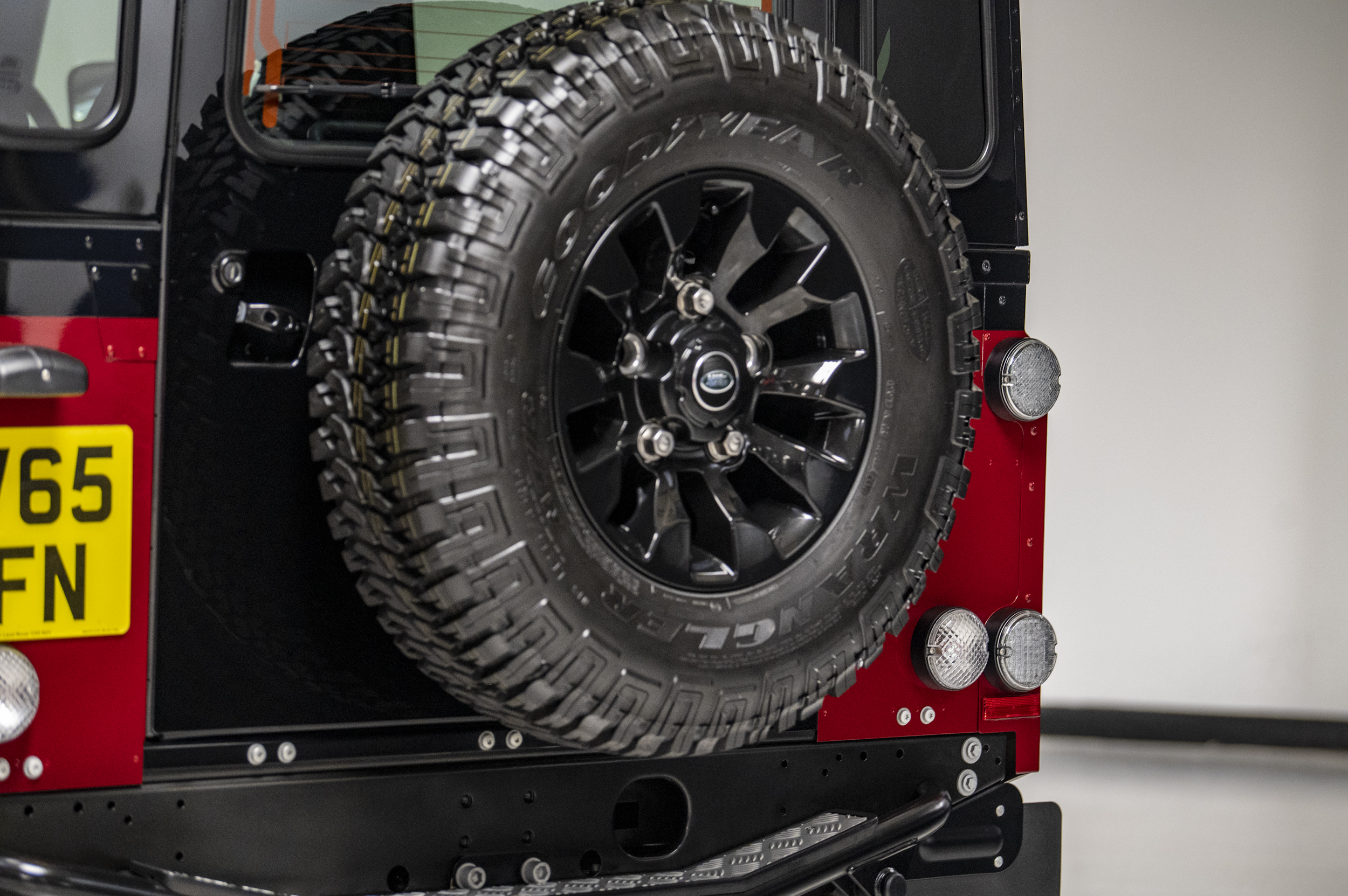 2016 LAND ROVER DEFENDER 90 AUTOBIOGRAPHY - 994 MILES