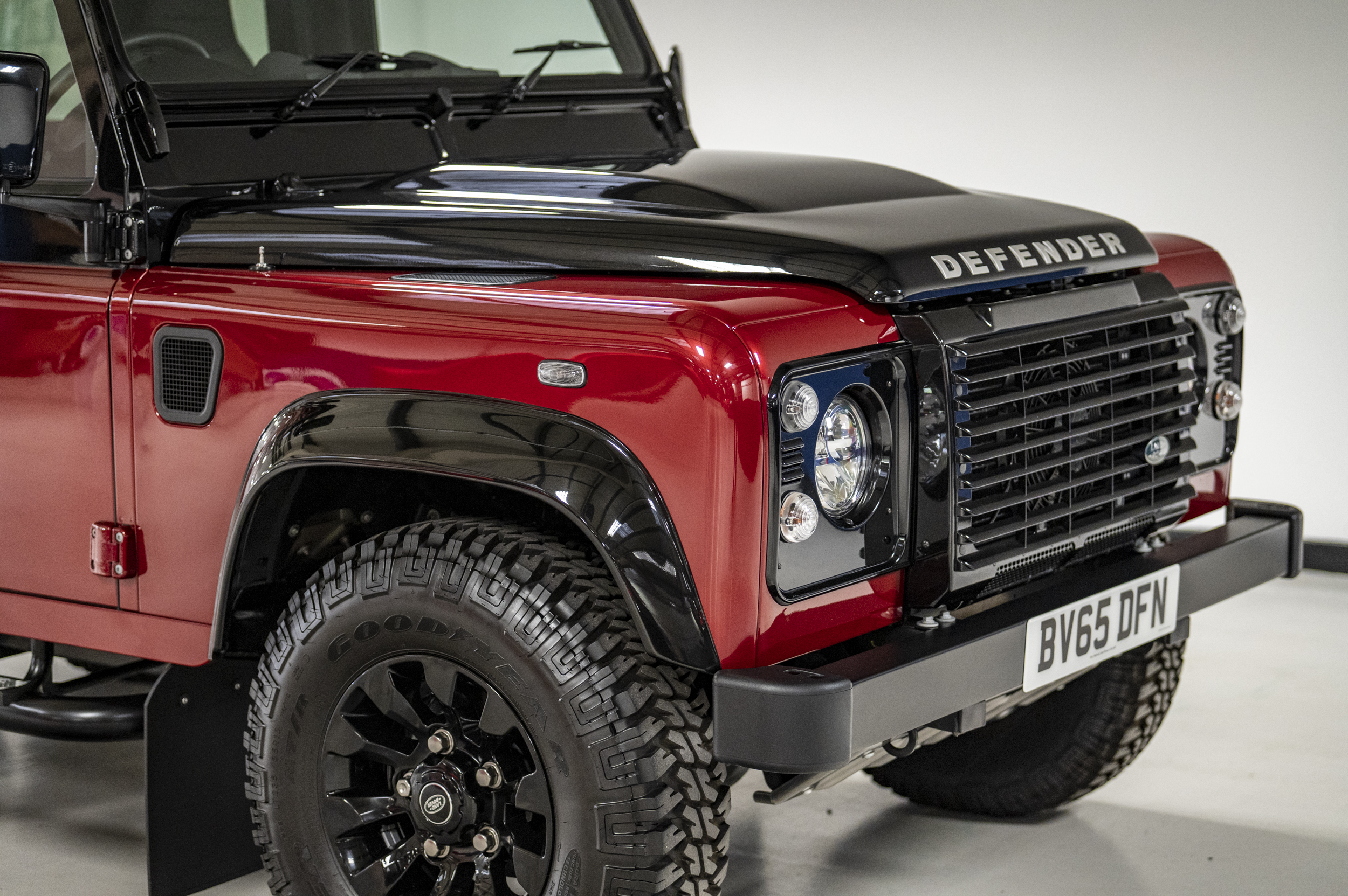 2016 LAND ROVER DEFENDER 90 AUTOBIOGRAPHY - 994 MILES