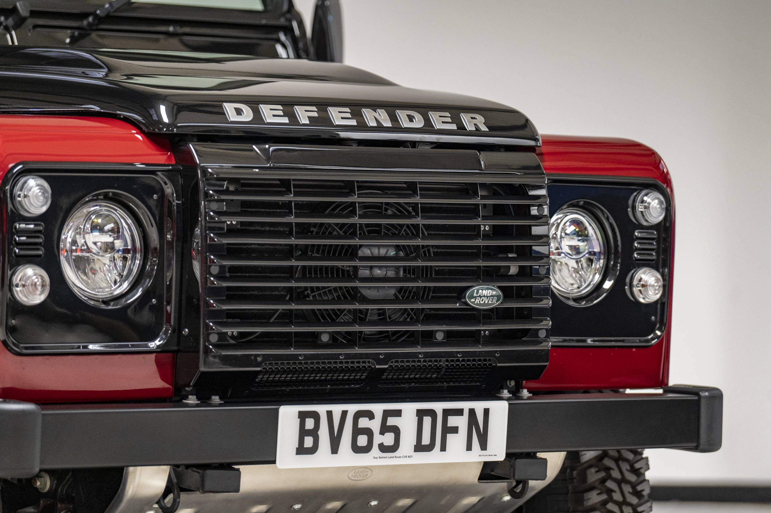 2016 LAND ROVER DEFENDER 90 AUTOBIOGRAPHY - 994 MILES
