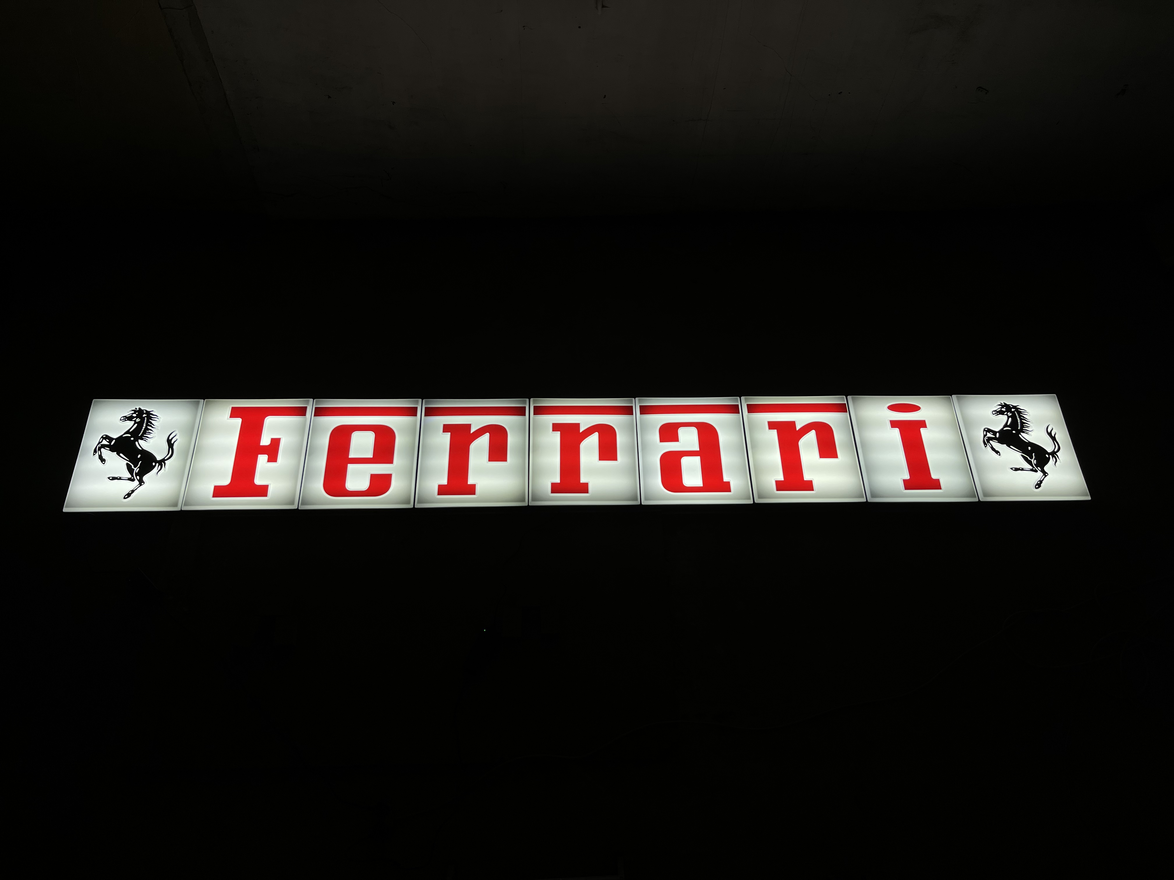 LARGE FERRARI ILLUMINATED SIGN