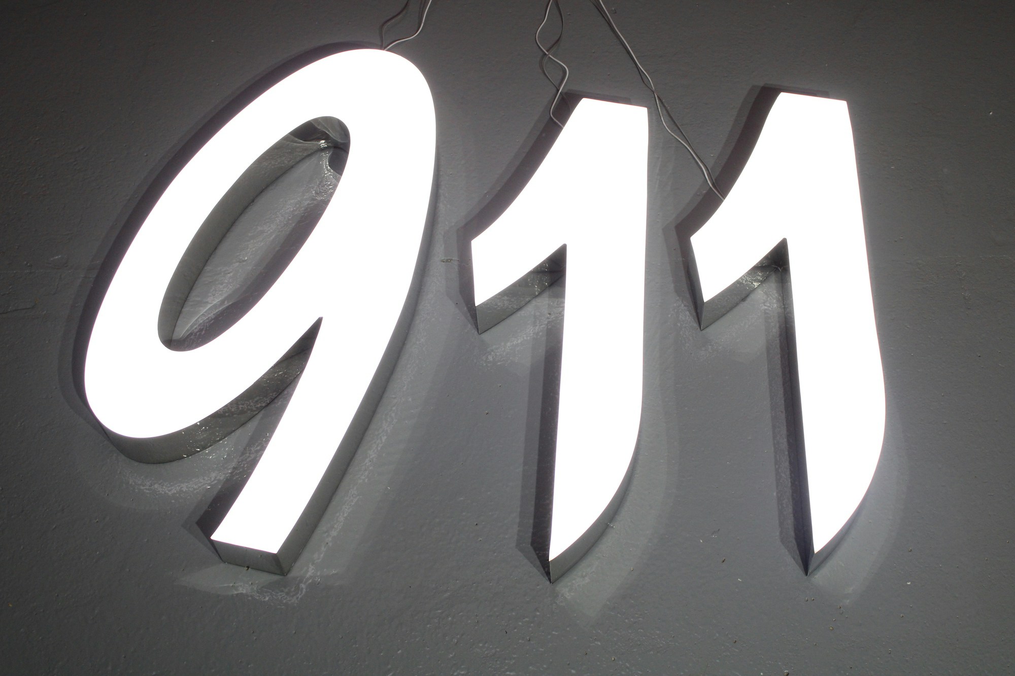 PORSCHE 911 ILLUMINATED SIGN