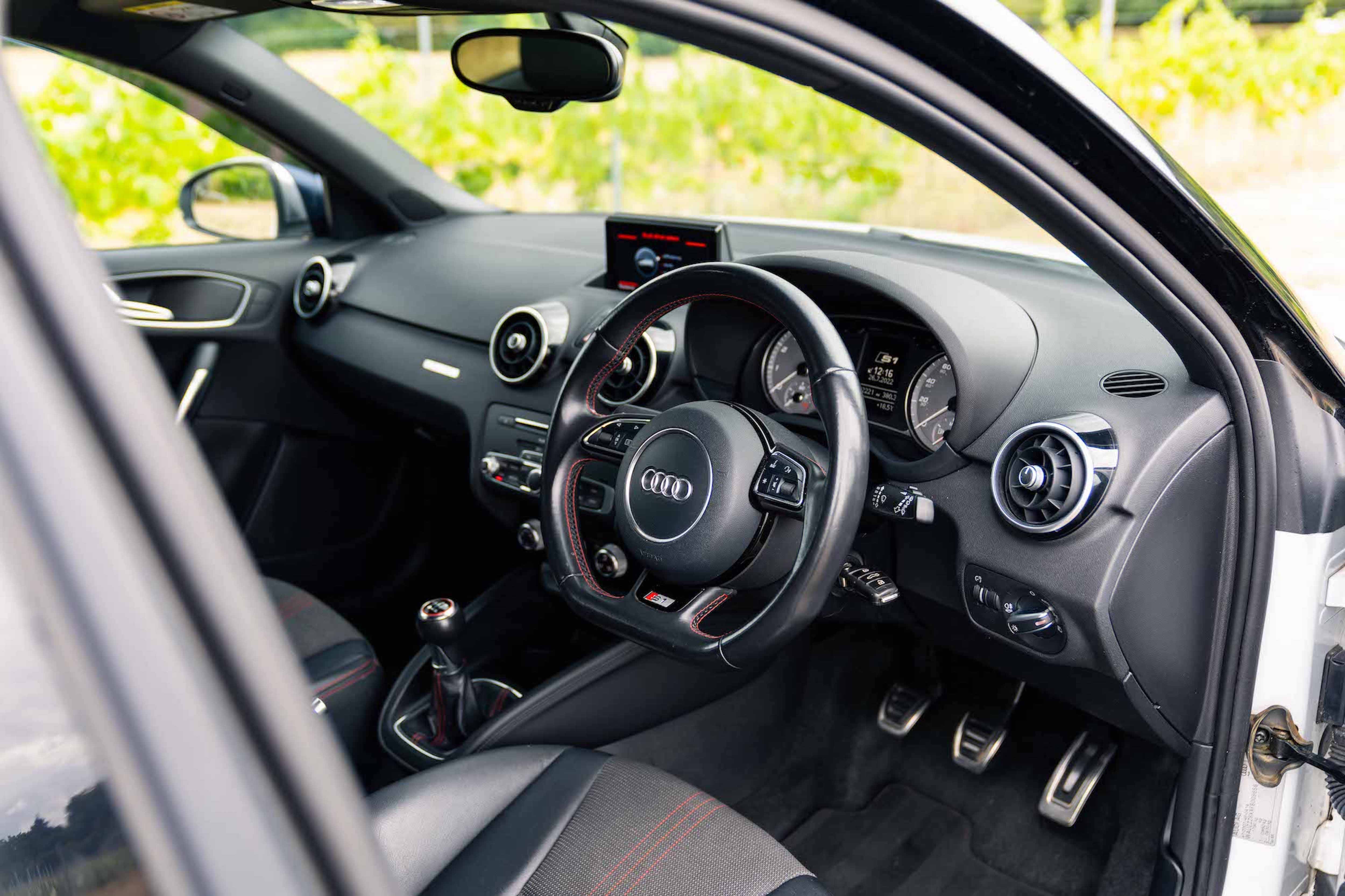 2015 AUDI S1