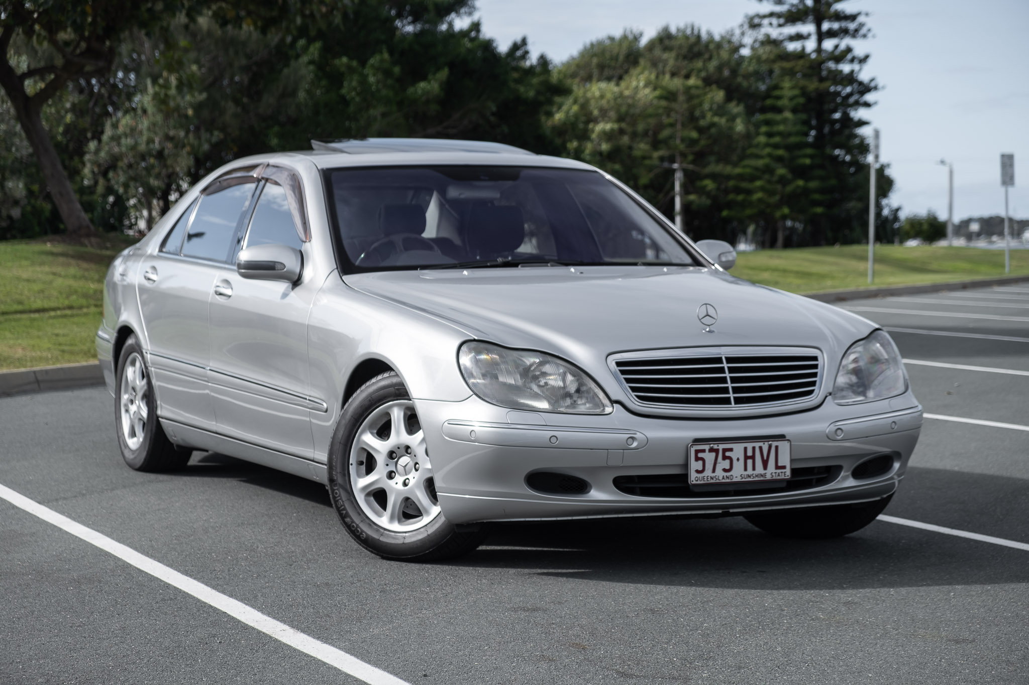 2001 MERCEDES-BENZ (W220) S500 L