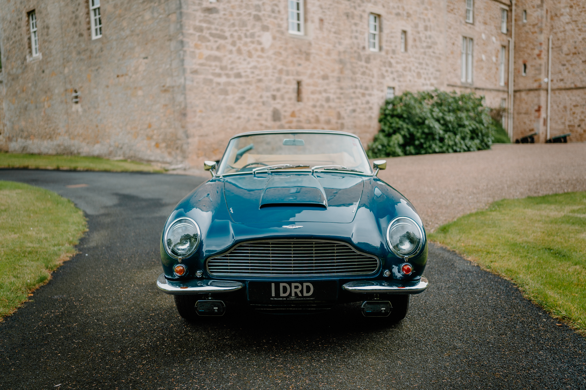 1969 ASTON MARTIN DB6 VOLANTE