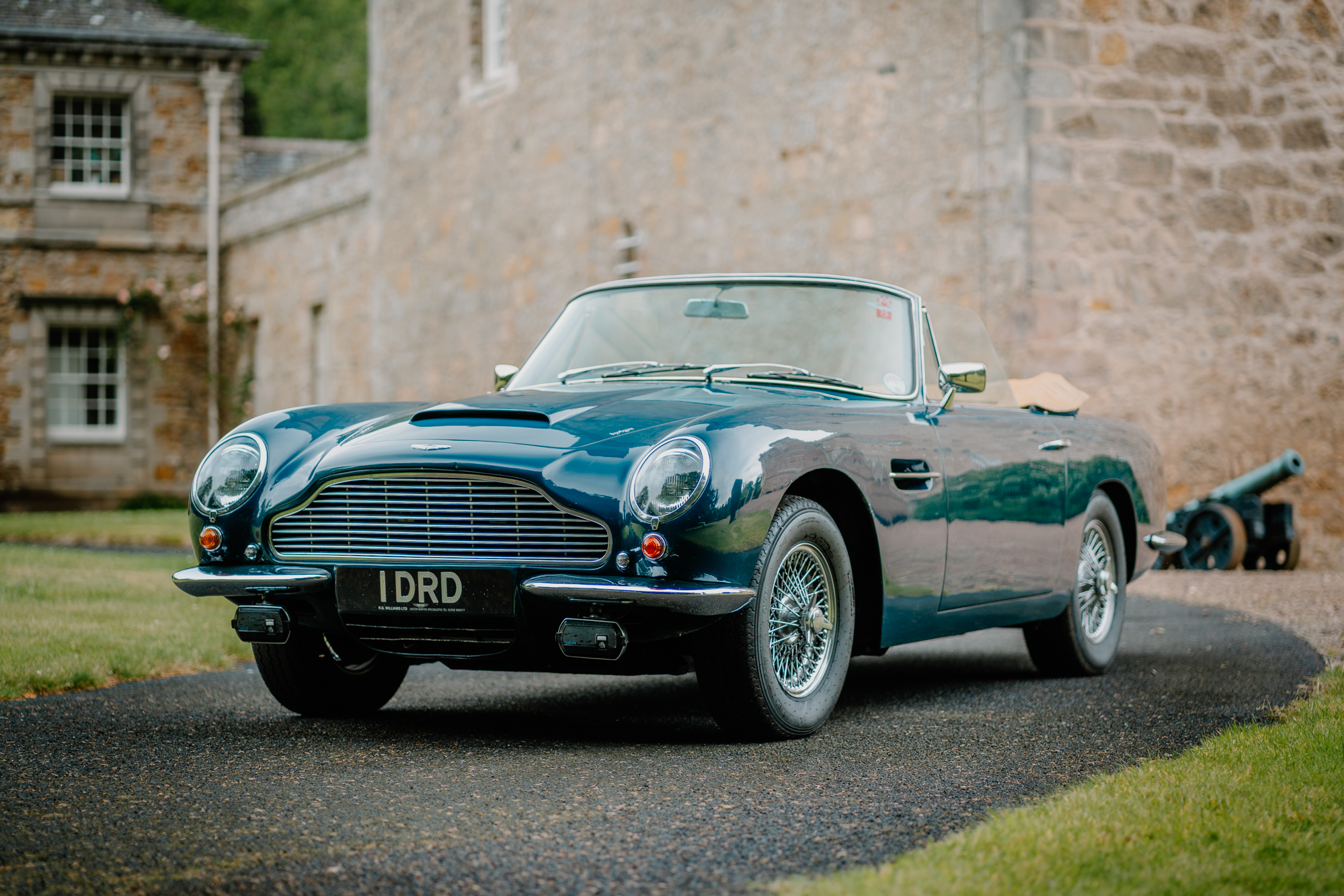 1969 ASTON MARTIN DB6 VOLANTE