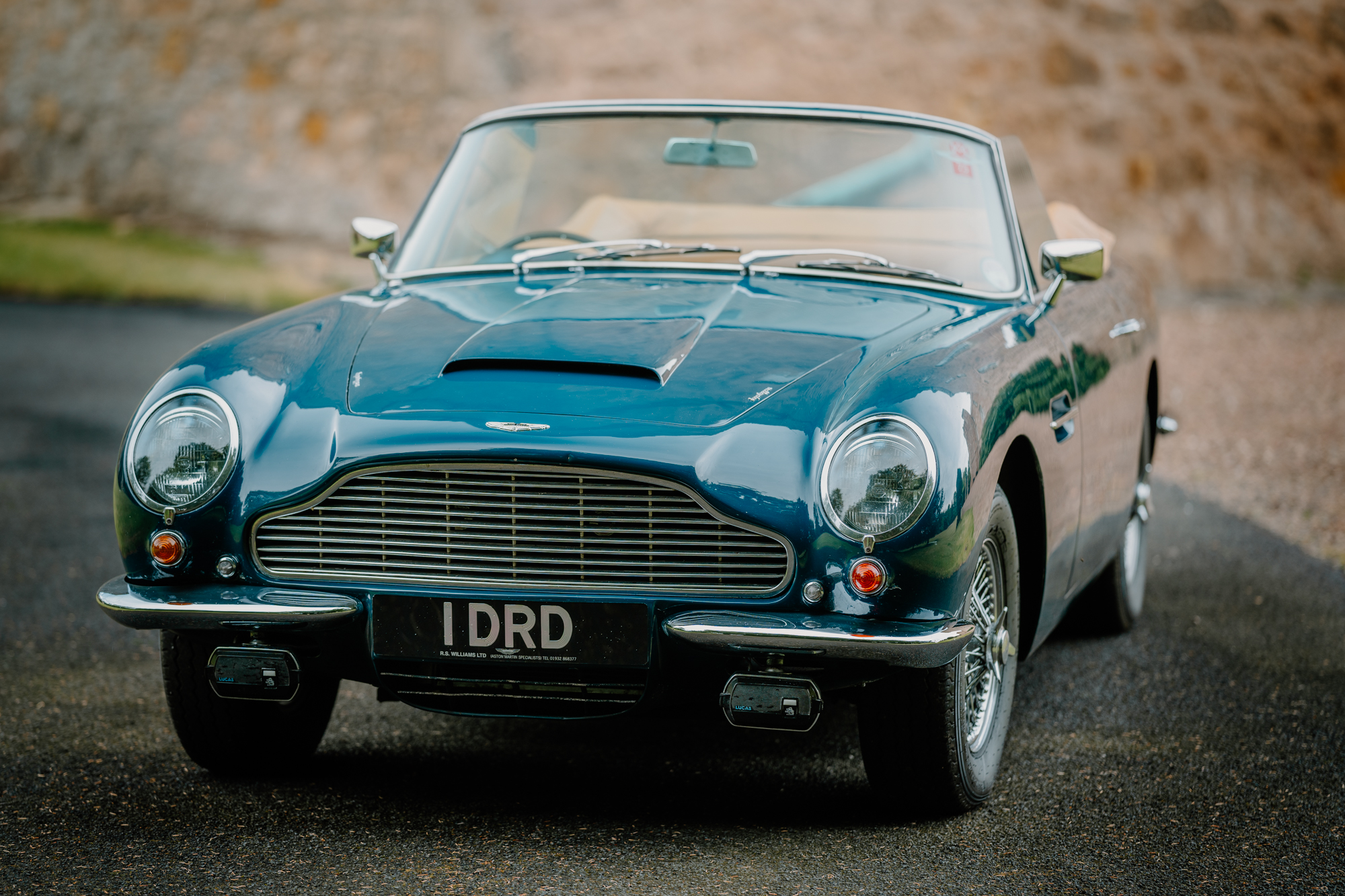 1969 ASTON MARTIN DB6 VOLANTE