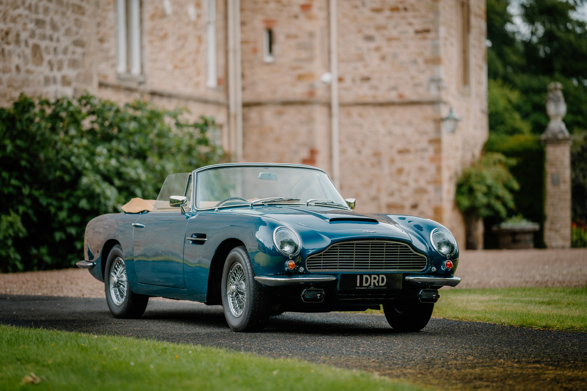 1969 ASTON MARTIN DB6 VOLANTE