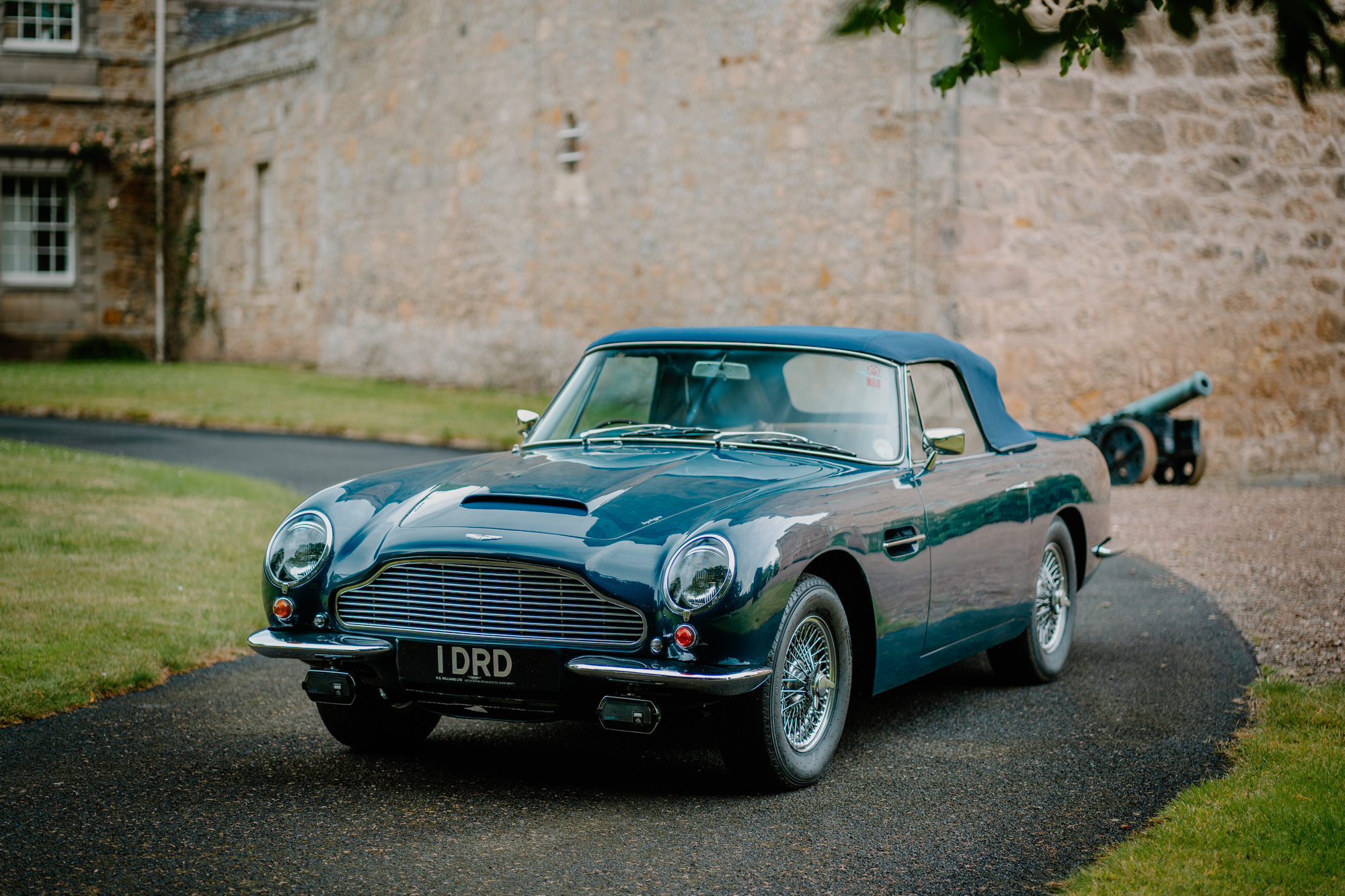 1969 ASTON MARTIN DB6 VOLANTE