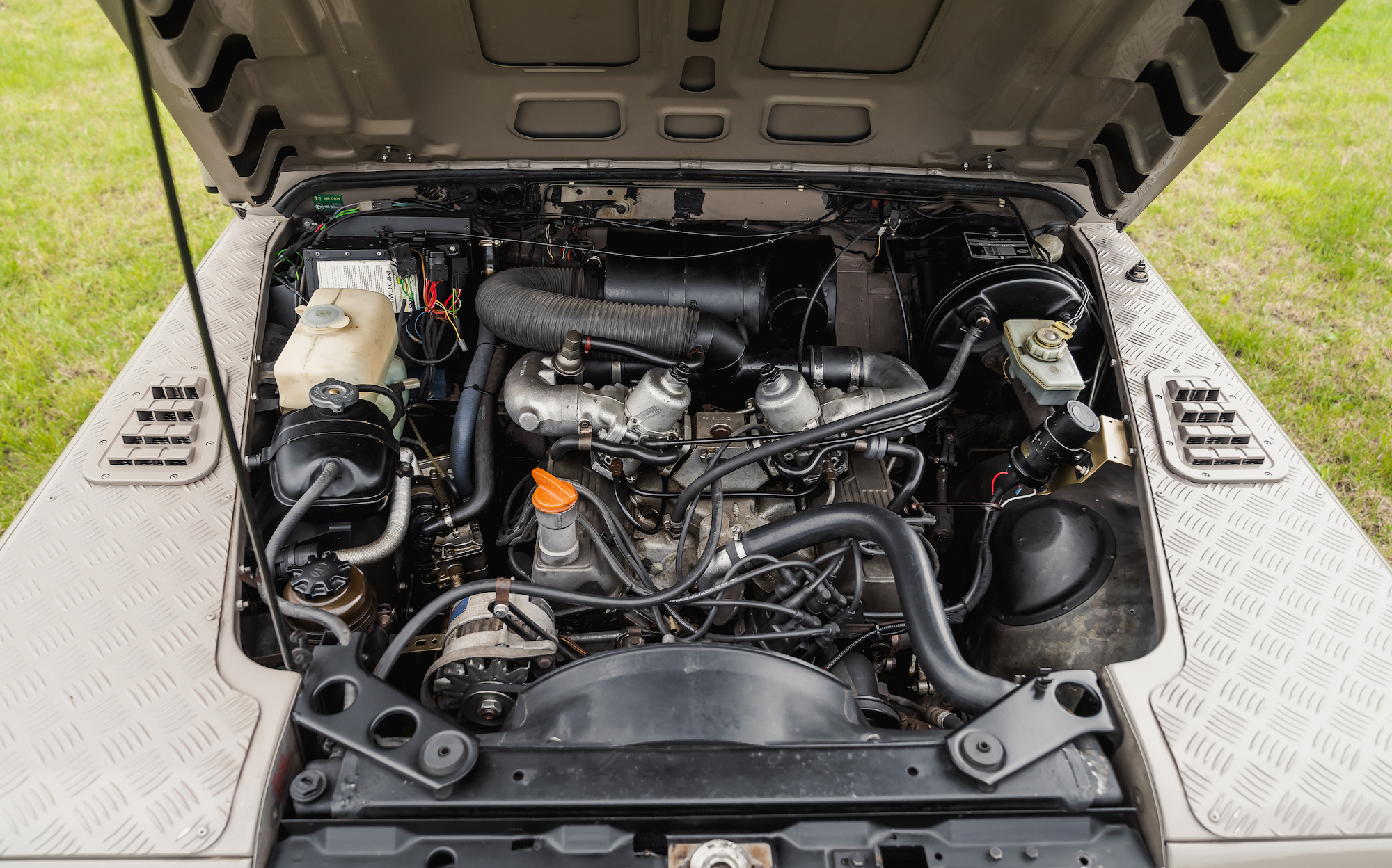 1989 LAND ROVER 90 3.5L V8 for sale by auction in Eindhoven, North ...